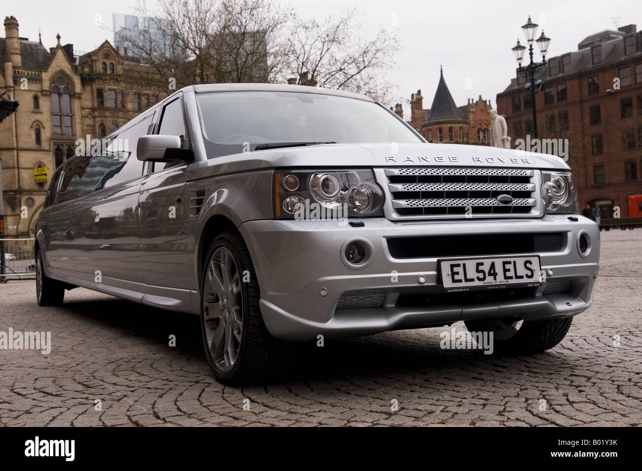 Range Rover Limo 2022