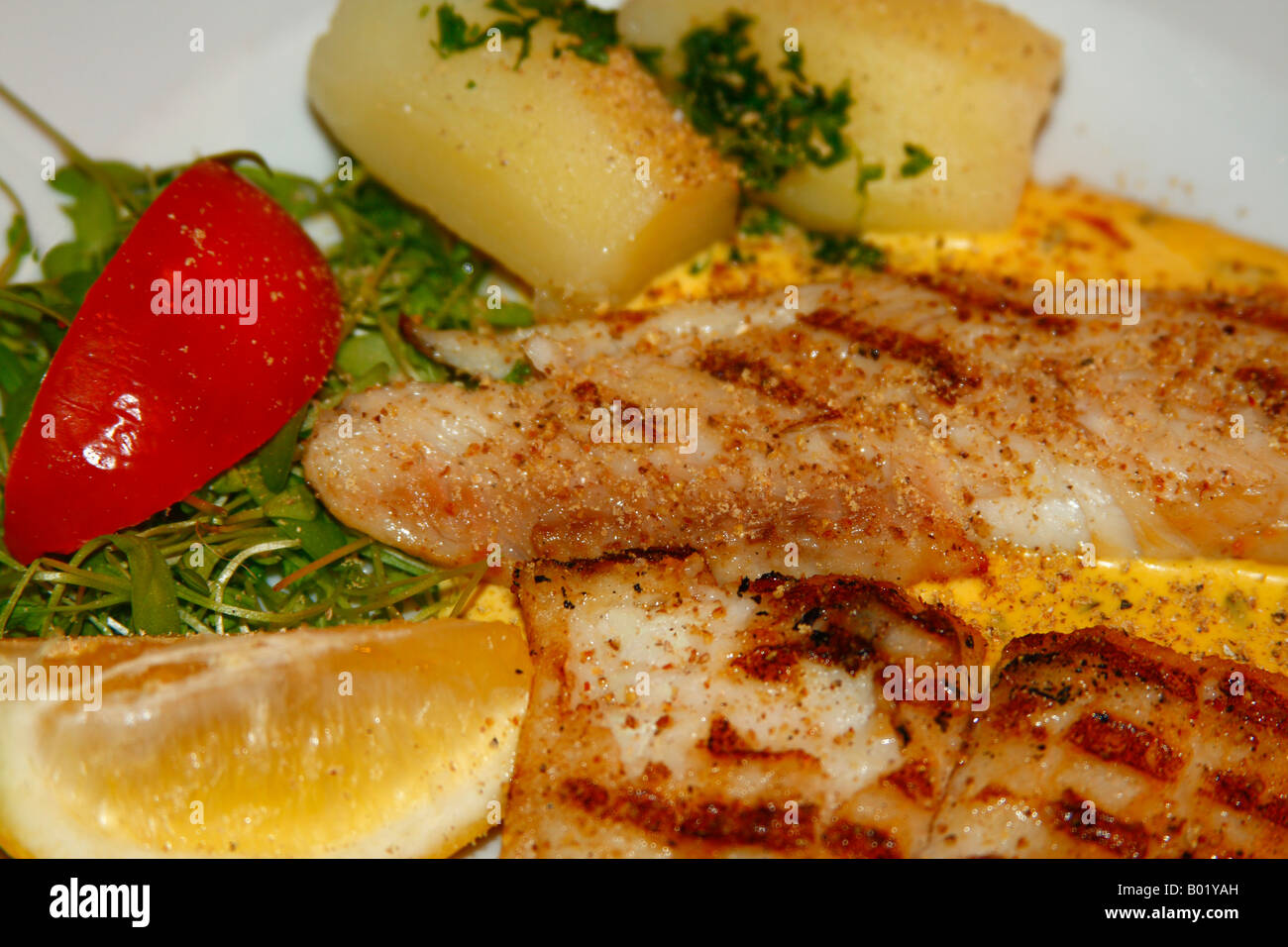 Fish potato hi-res stock photography and images - Alamy