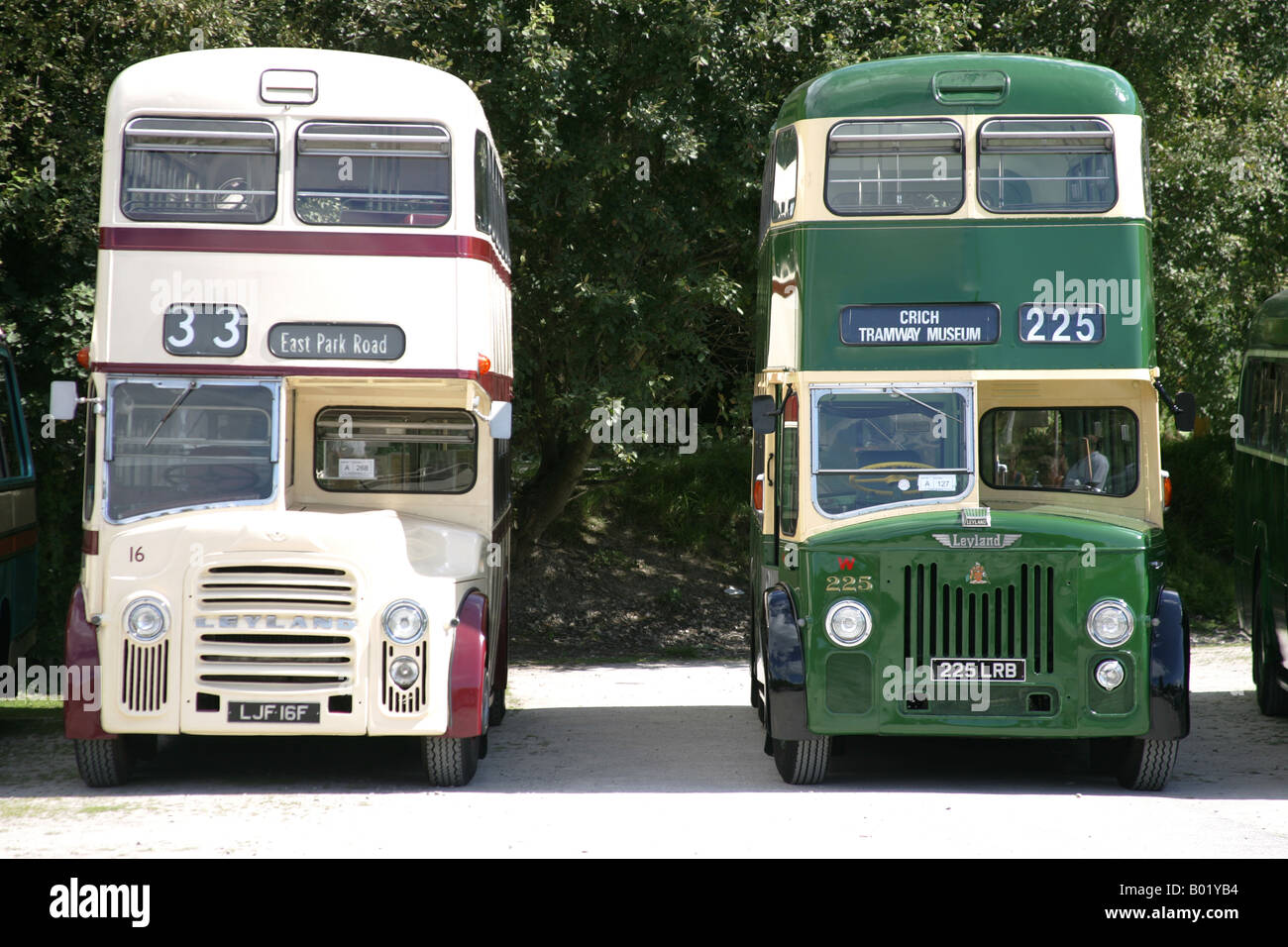 Classic buses hi-res stock photography and images - Alamy