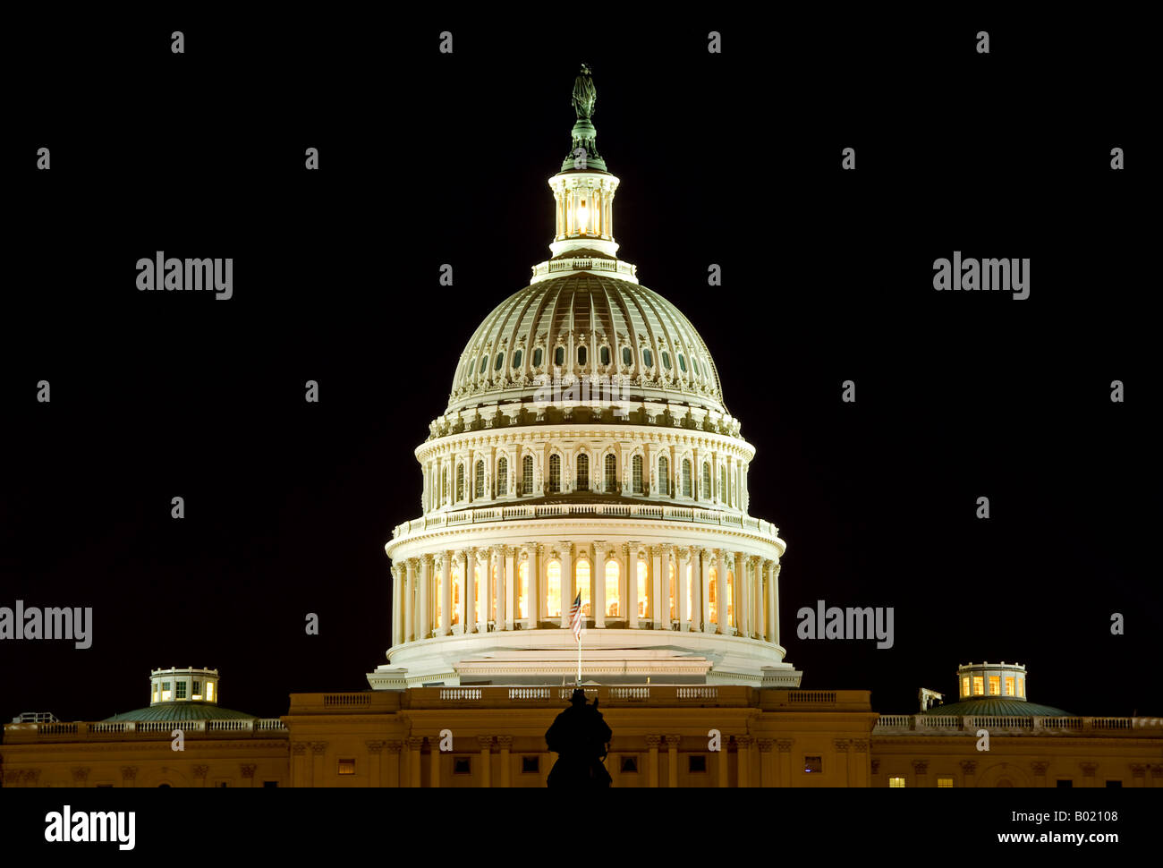 Capitol building dome restoration hi-res stock photography and images ...