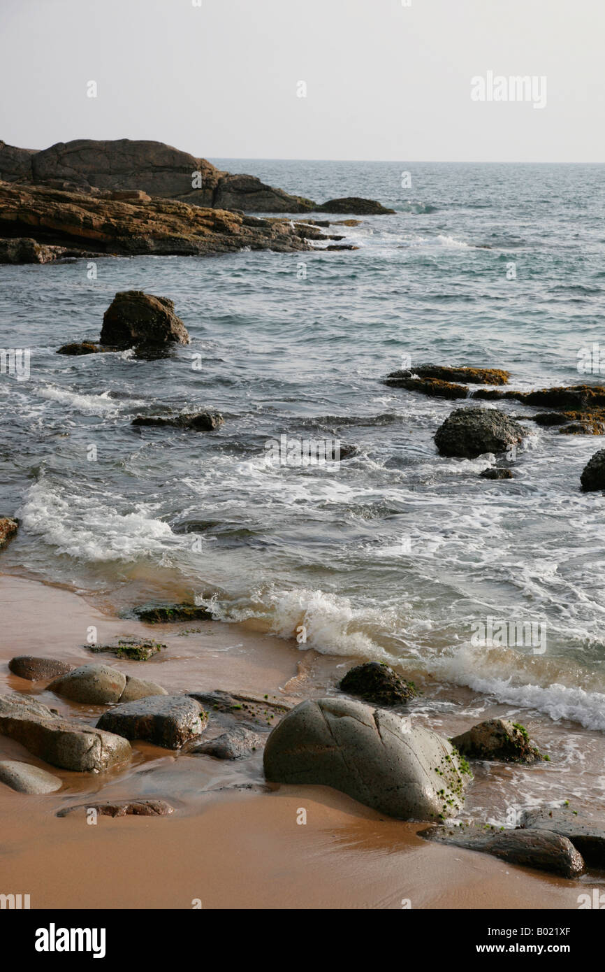 Calm seashore kerala hi-res stock photography and images - Alamy
