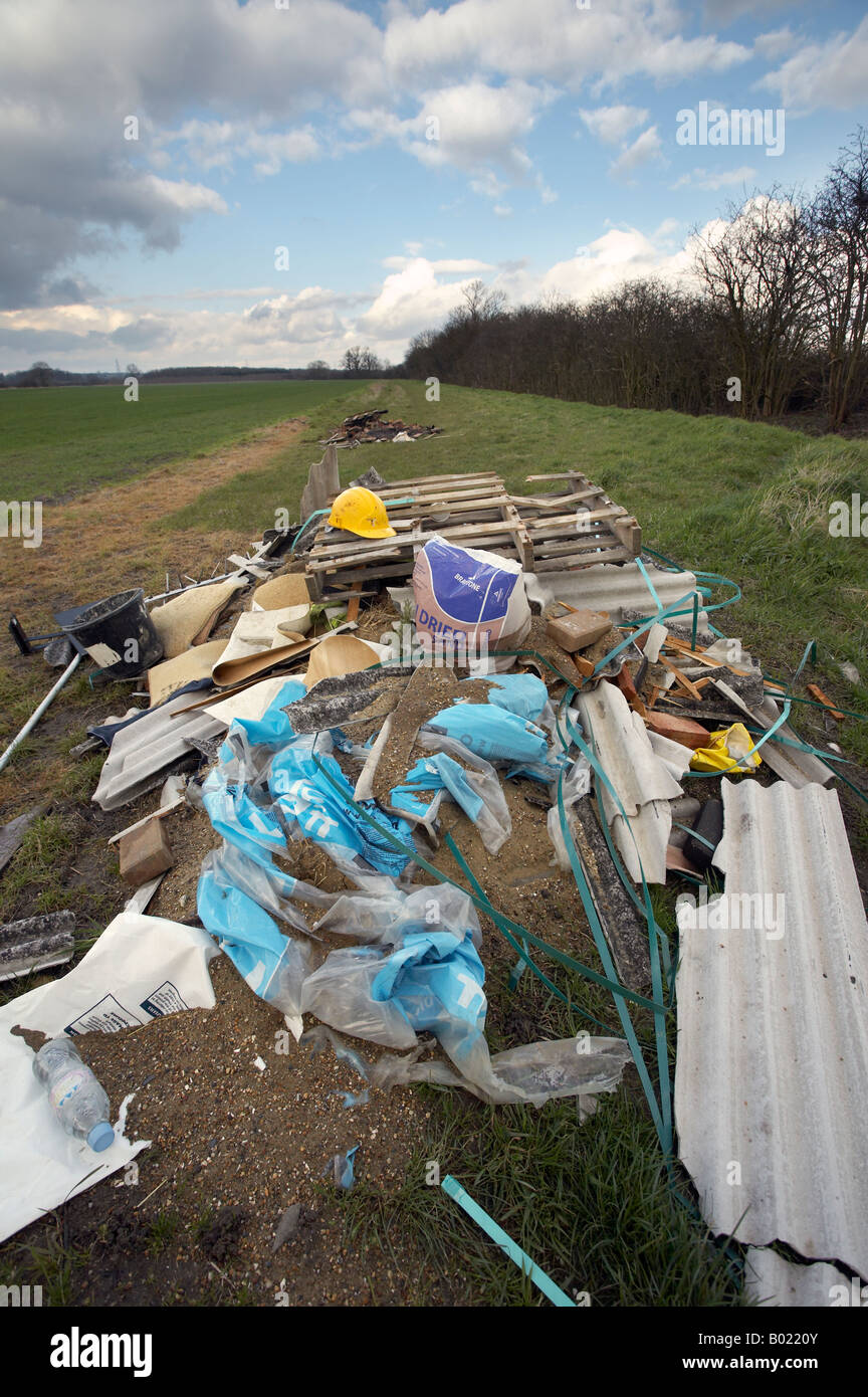Flytipping of building materials hi-res stock photography and images ...