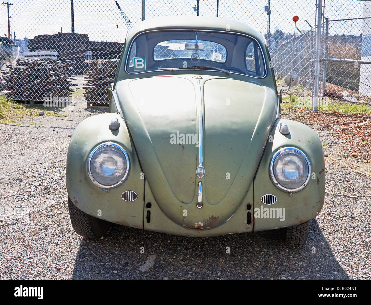Rusty volkswagen beetle hi-res stock photography and images - Alamy
