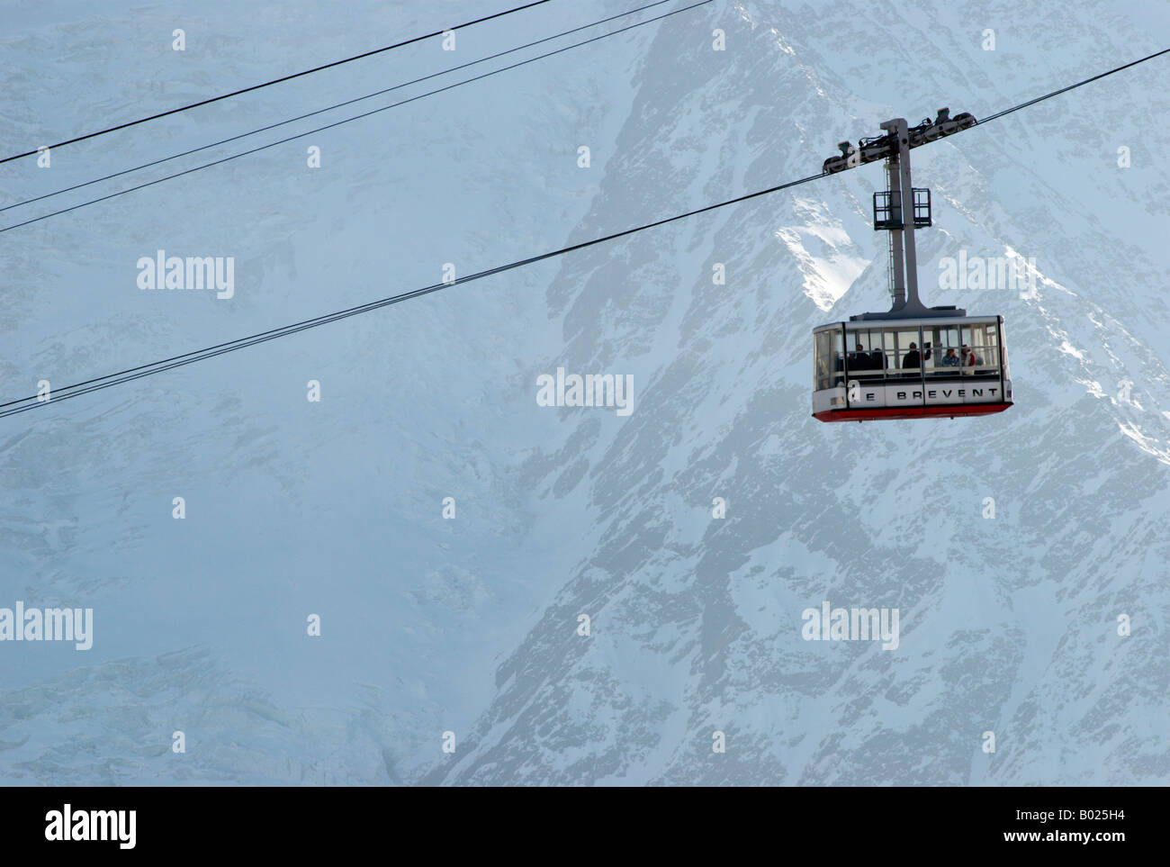 La brevent cable car hi-res stock photography and images - Alamy