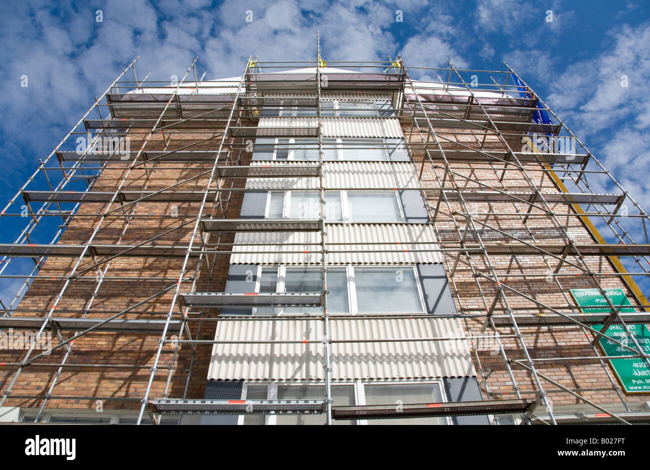 Scaffolding Platform High Resolution Stock Photography and Images - Alamy
