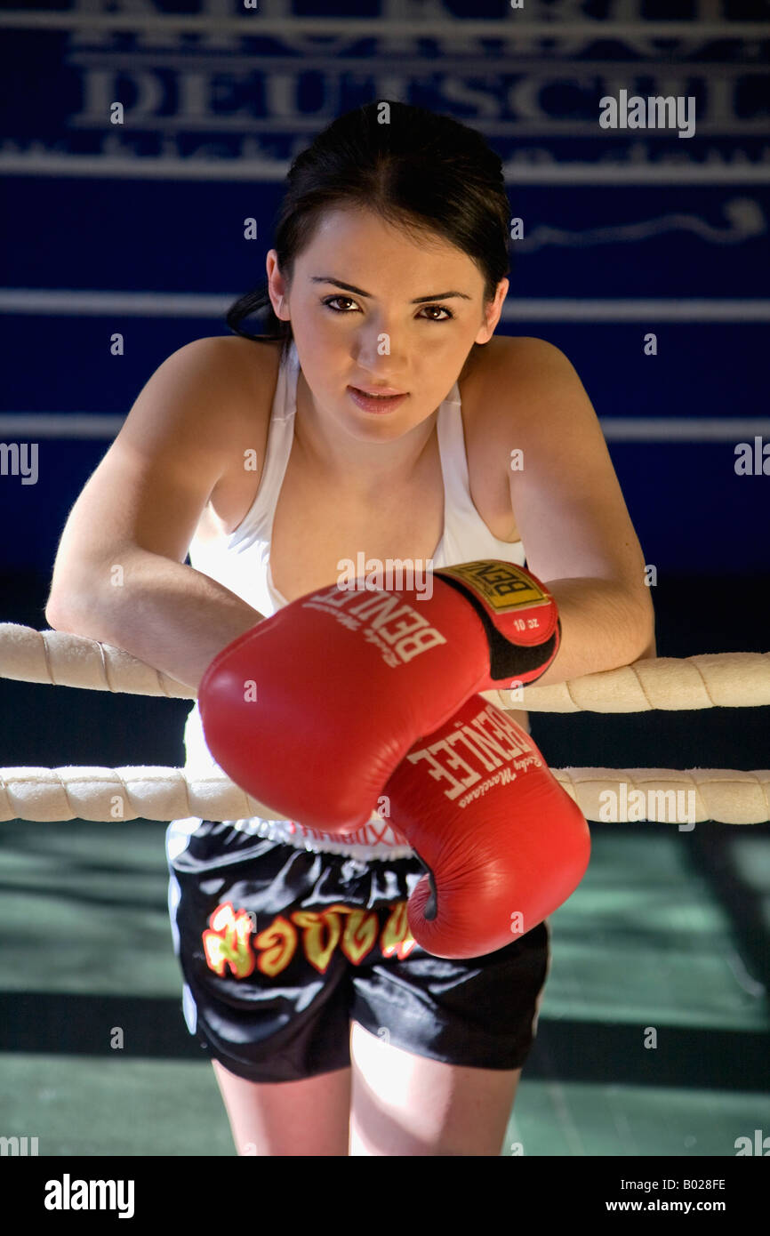 portrait of young female boxer Stock Photo - Alamy