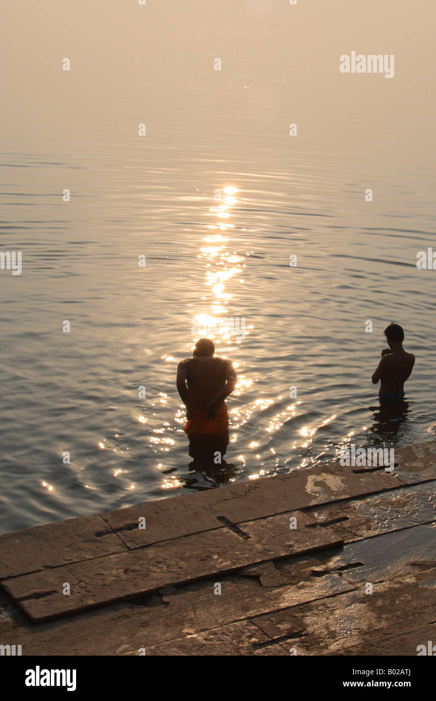 Male bathing ghats river varanasi hi-res stock photography and images ...