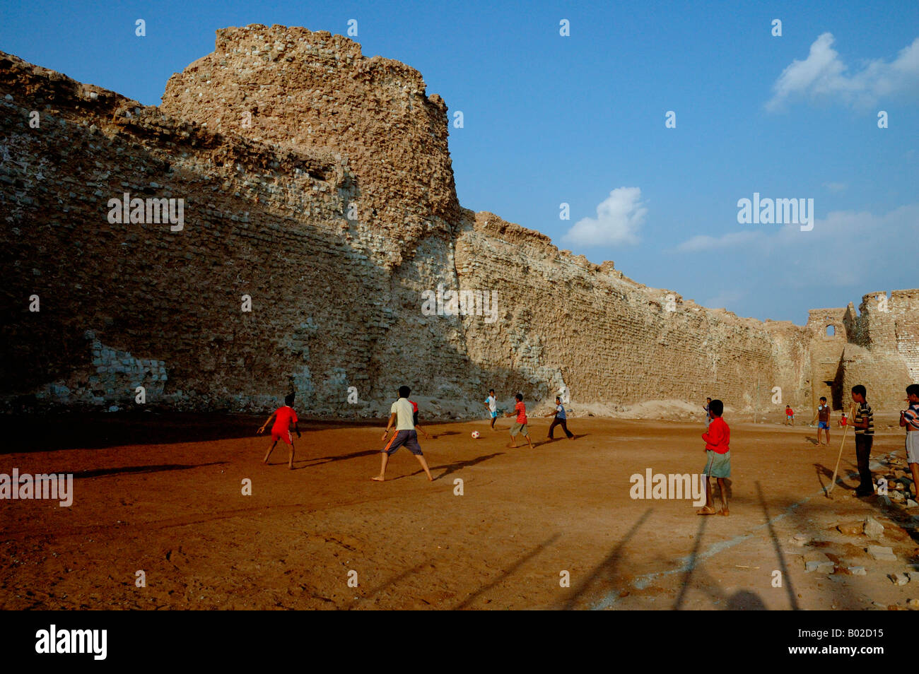 Iran portuguese fort hormuz hi-res stock photography and images - Alamy