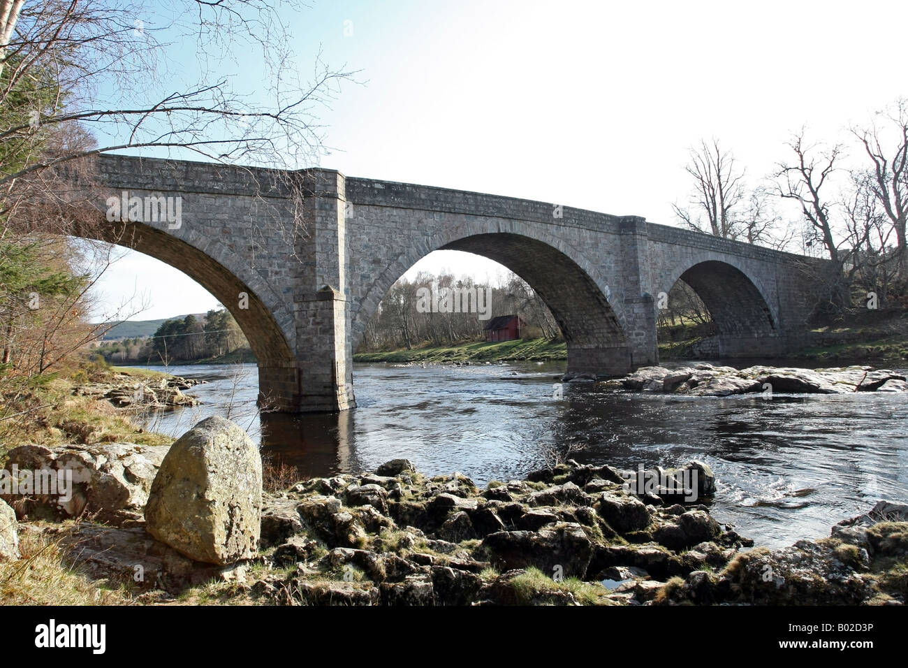 Bridge over the river dee hi-res stock photography and images - Alamy