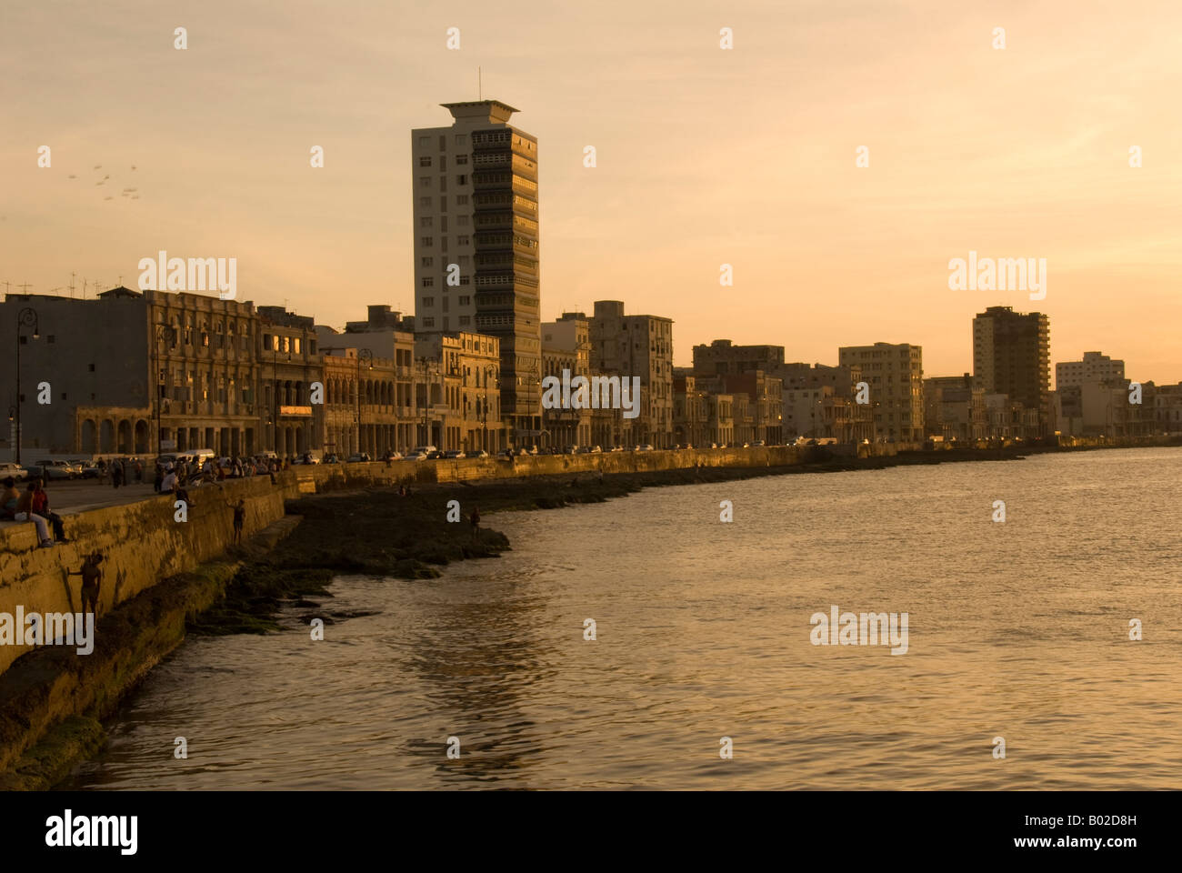 Habana sunset hi-res stock photography and images - Alamy