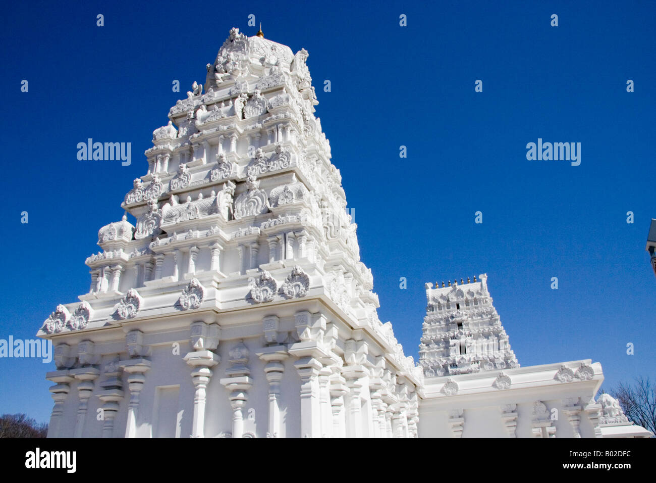 The Hindu Temple of Greater Chicago. Rama Temple Stock Photo - Alamy