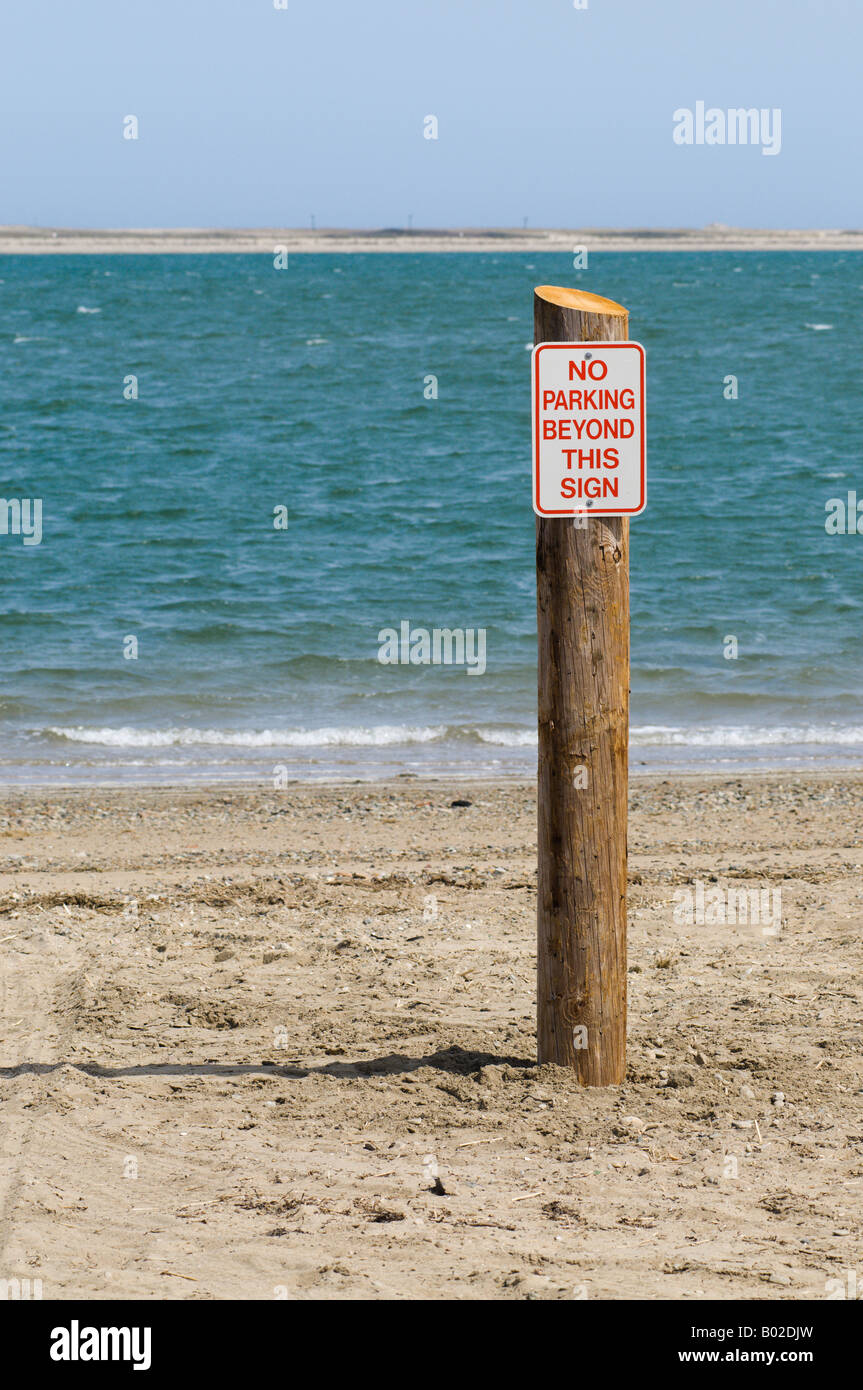 Beach rules and regulations sign hi-res stock photography and images ...