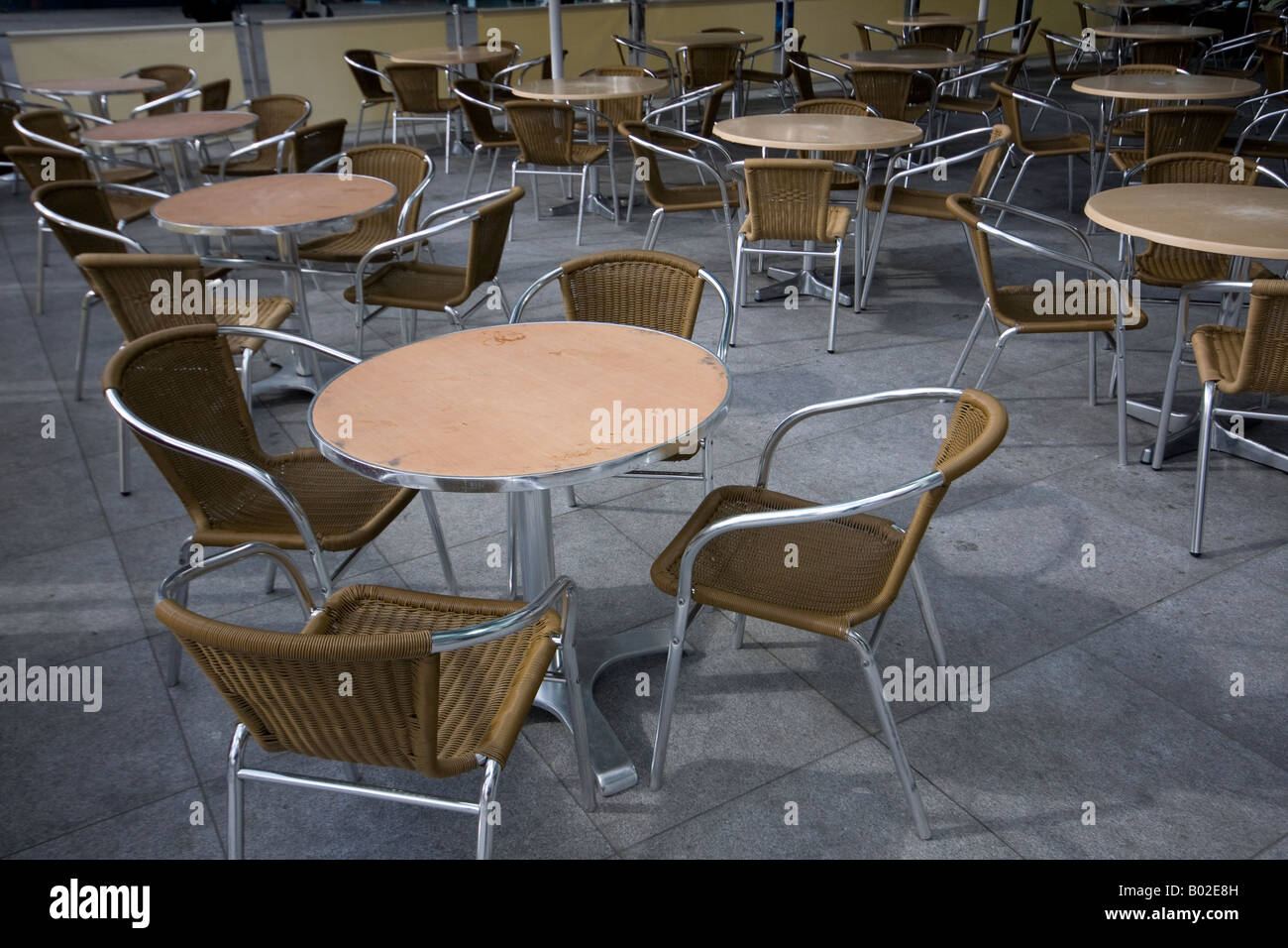 Modern seating at Norwich Forum - Millennium Library Stock Photo - Alamy