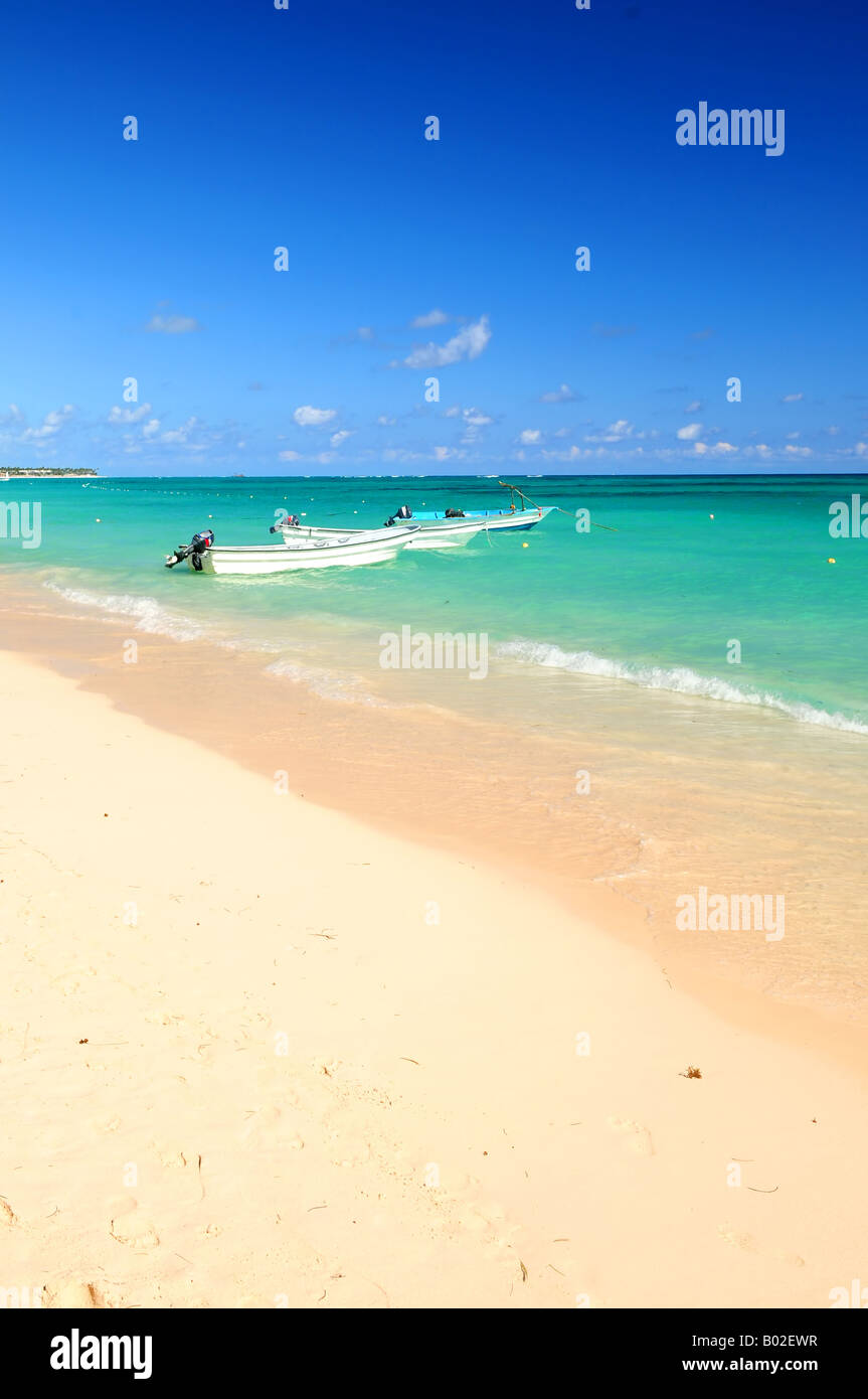 Tropical beach near boats in hi-res stock photography and images - Alamy