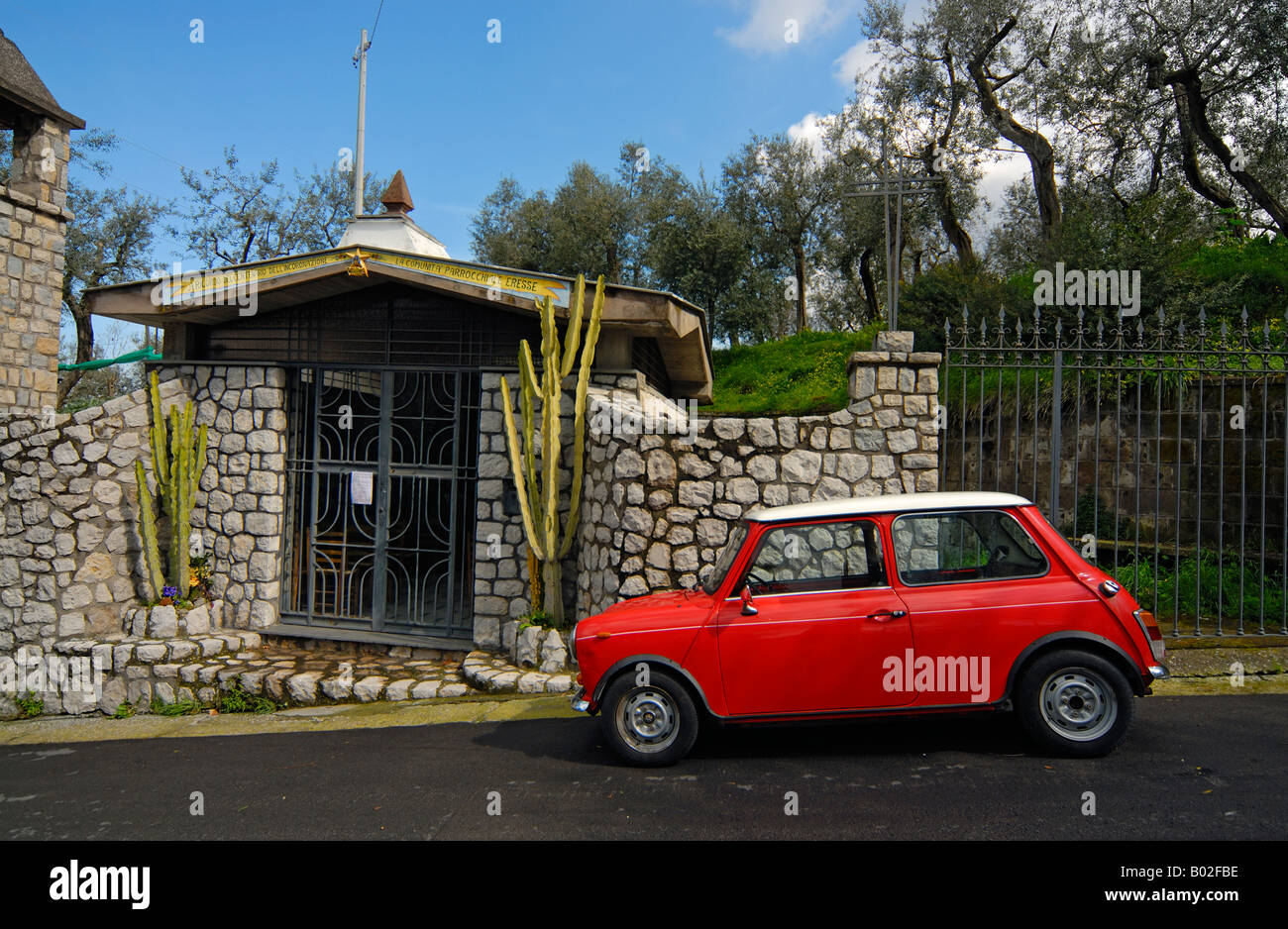 Red Mini Cooper, Sorrento (Italy) Red Mini Cooper, Sorrento (Italy ...