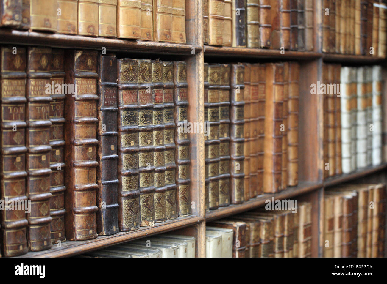 "library books" in the "Wren Library" Trinity College Cambridge ...