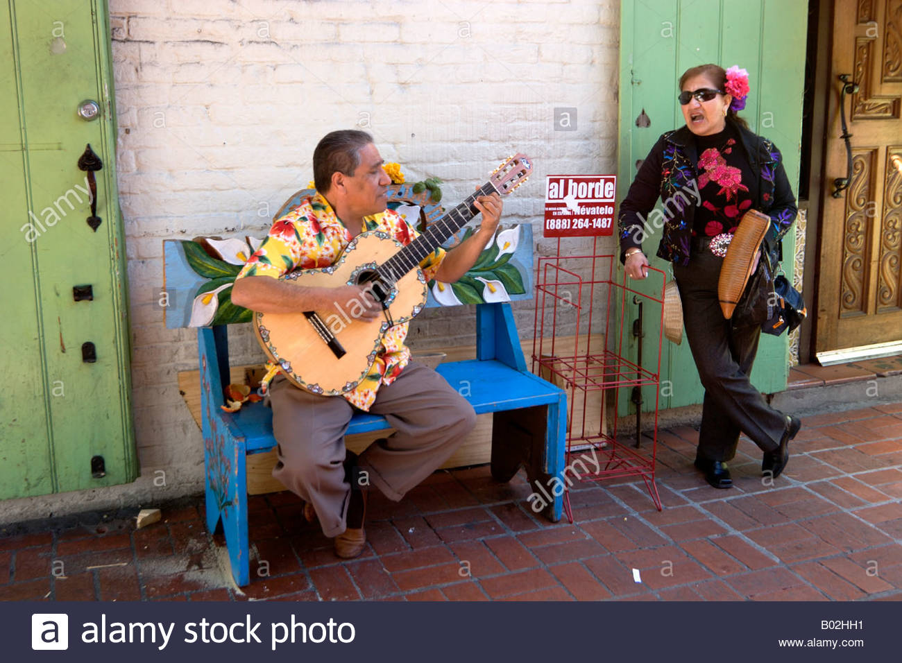 Street Guitar Player High Resolution Stock Photography and Images - Alamy
