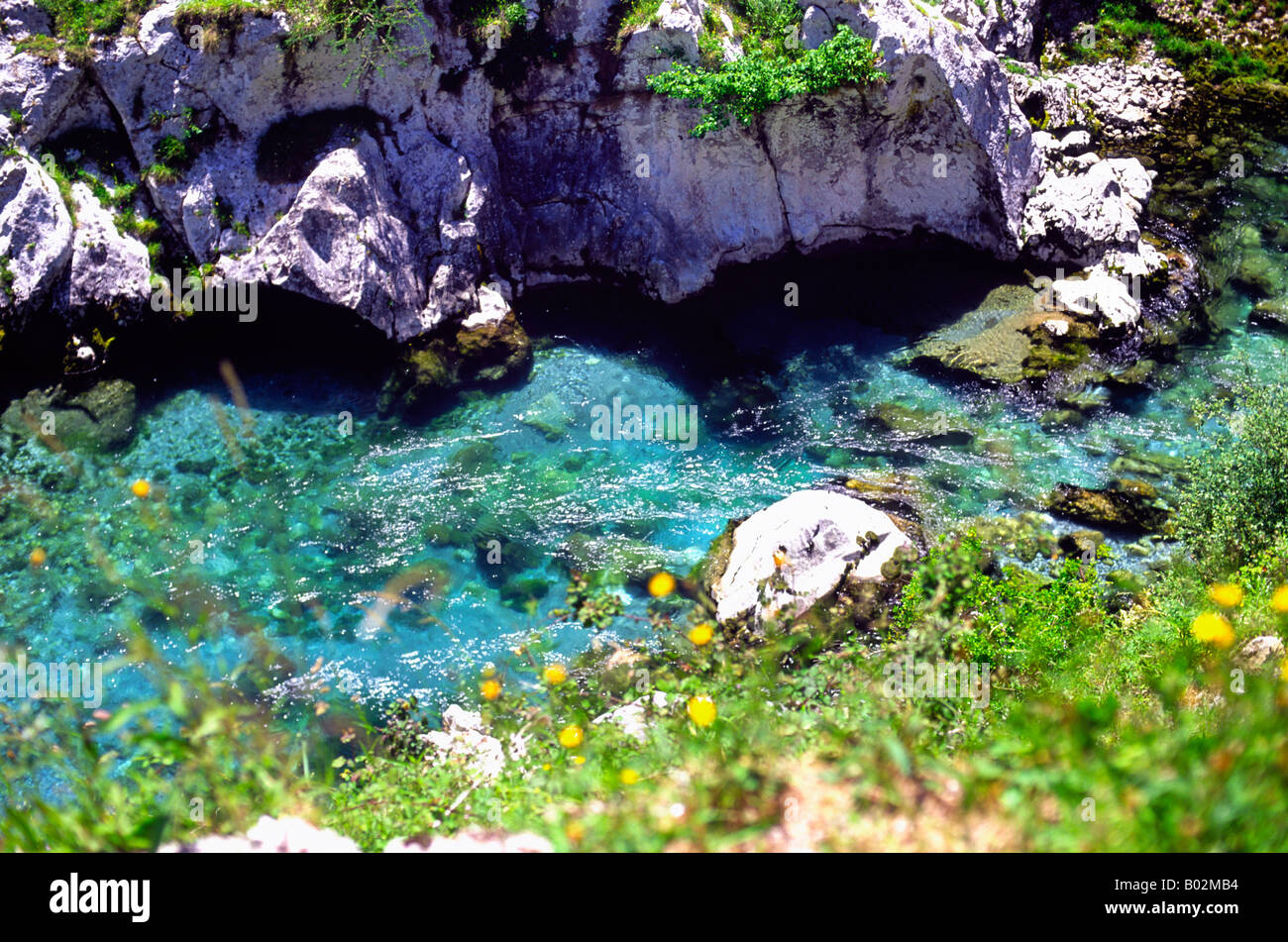 Landscape mountain river turquoise hi-res stock photography and images ...