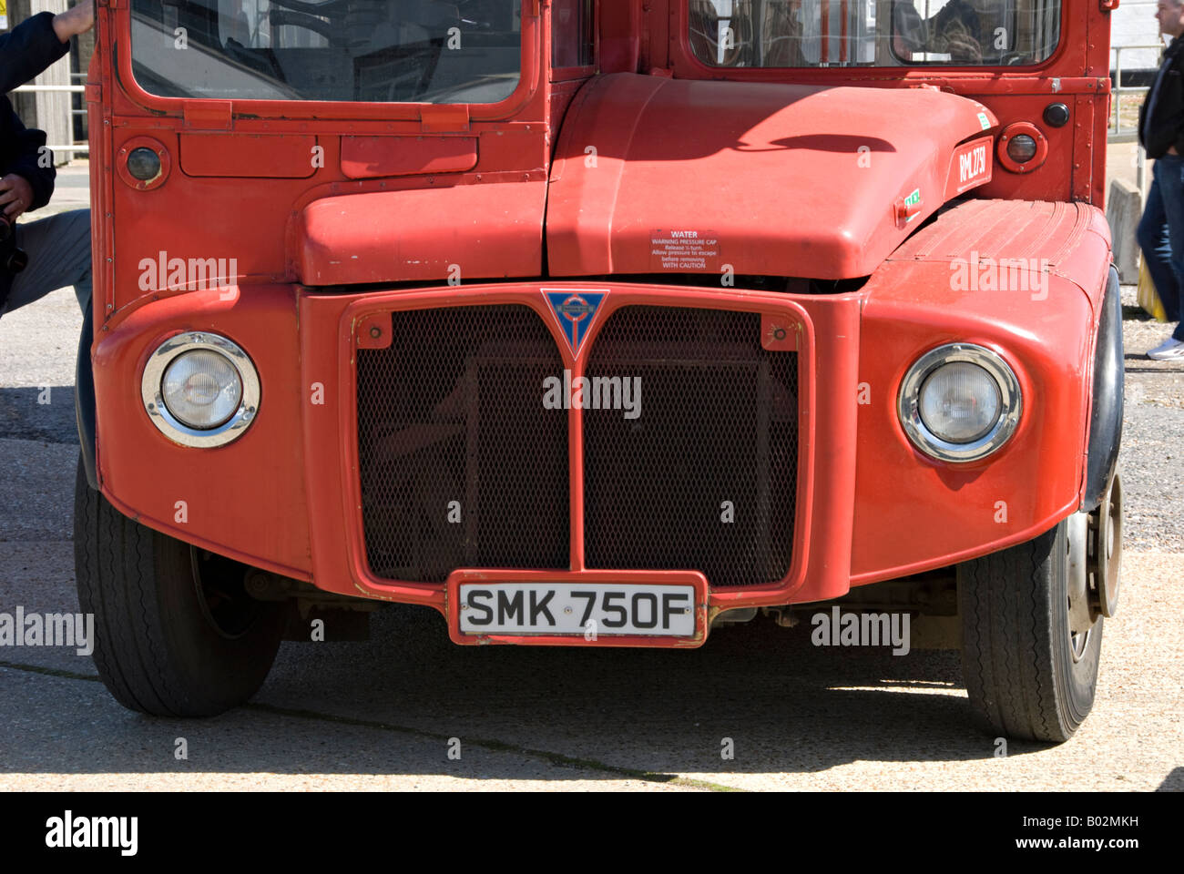 London rt bus hi-res stock photography and images - Alamy