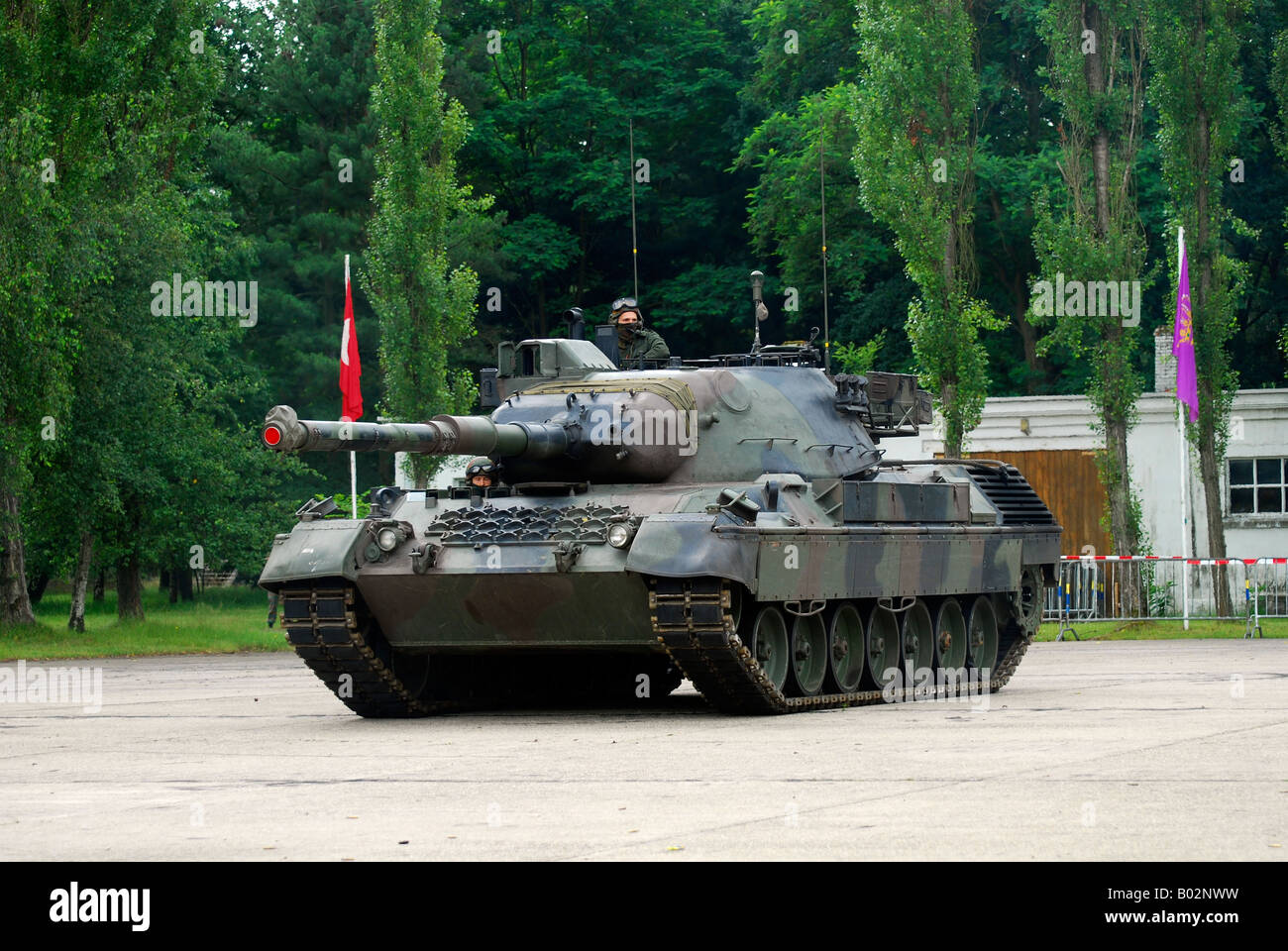 The Leopard 1A5 MBT of the Belgian Army in action Stock Photo - Alamy