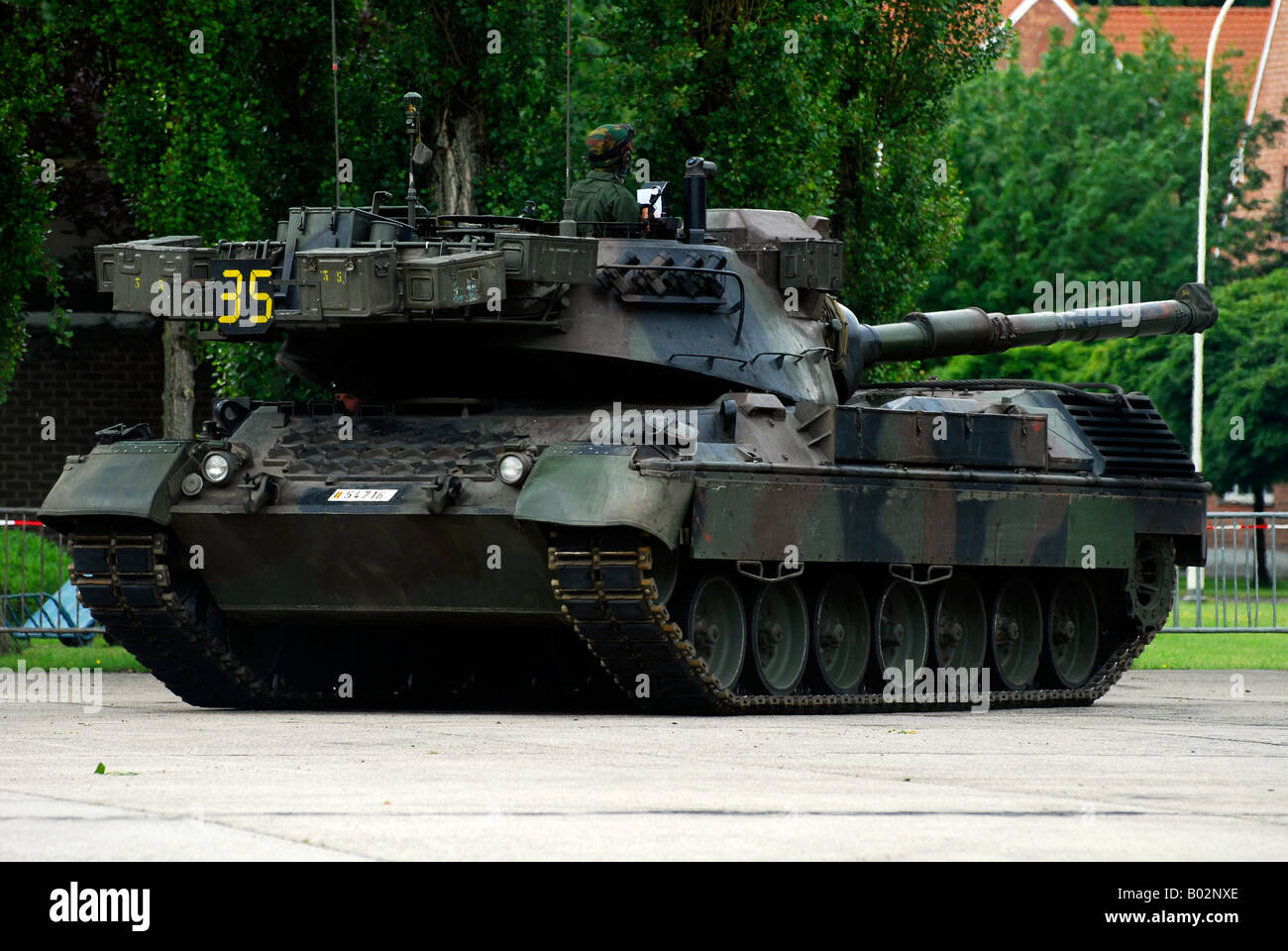 The Leopard 1A5 MBT of the Belgian Army in action Stock Photo - Alamy