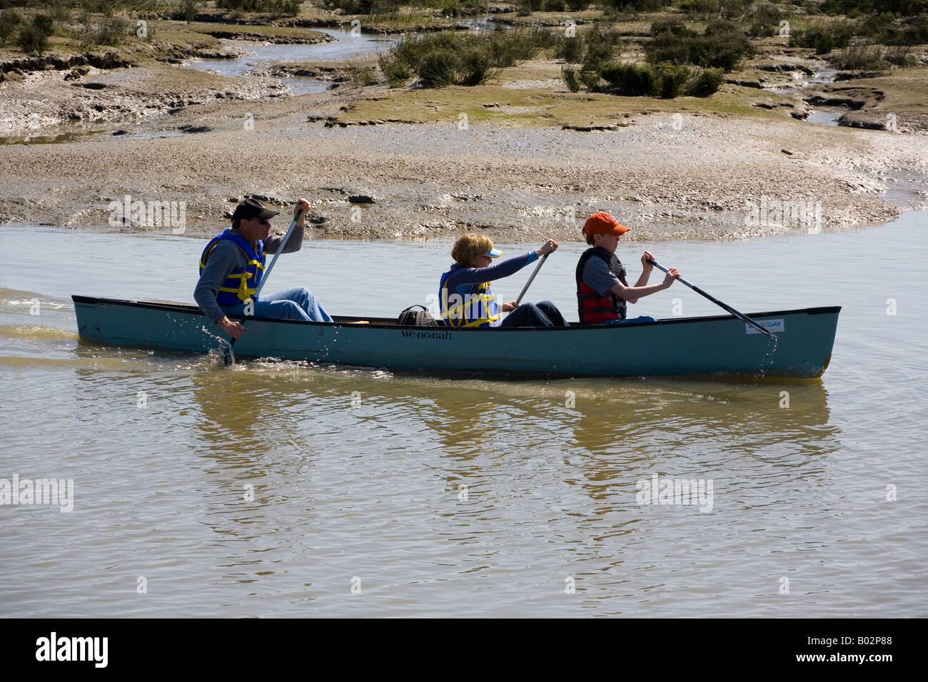 Learn canoe hi-res stock photography and images - Alamy