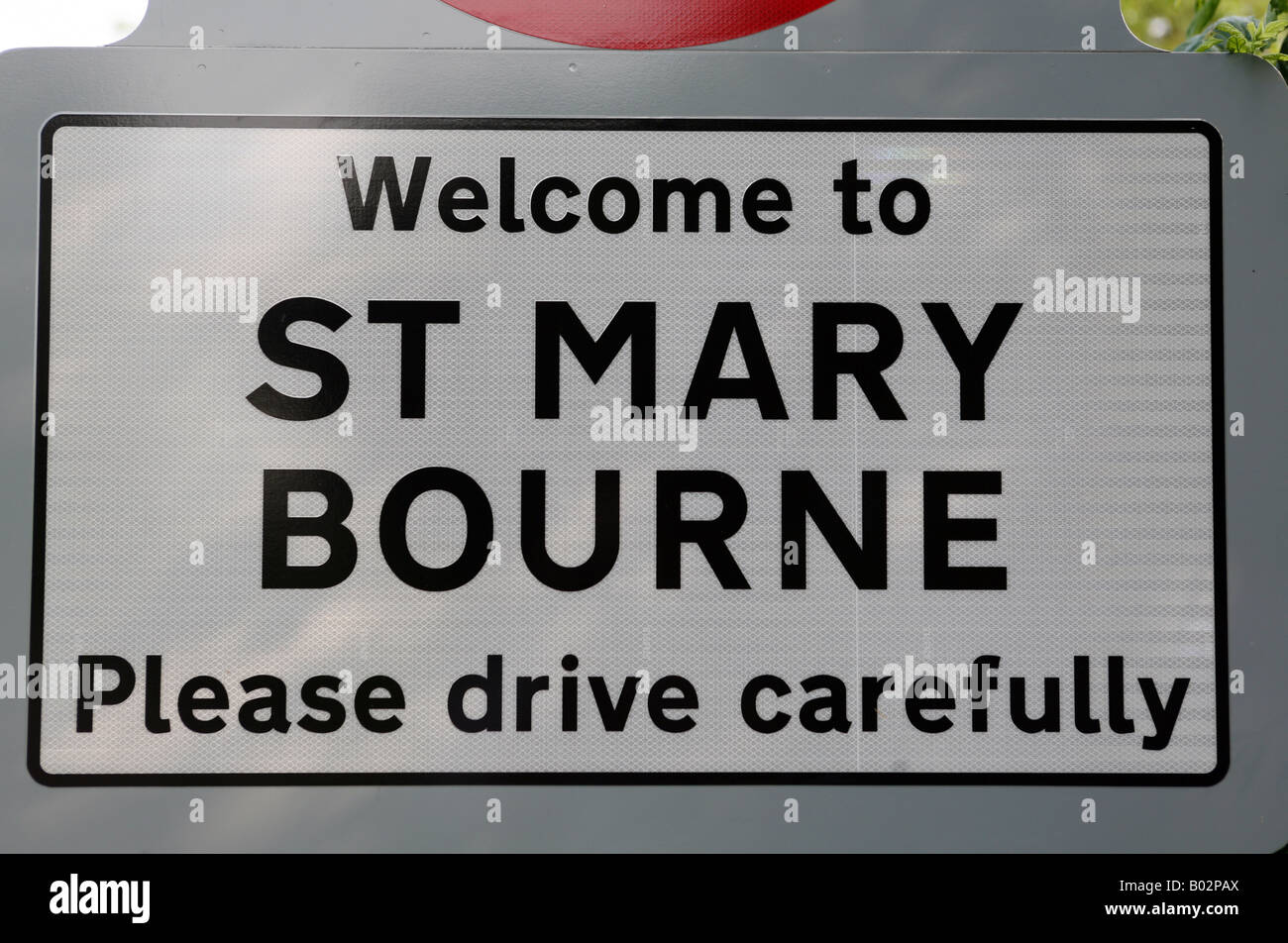 St mary bourne hi-res stock photography and images - Alamy