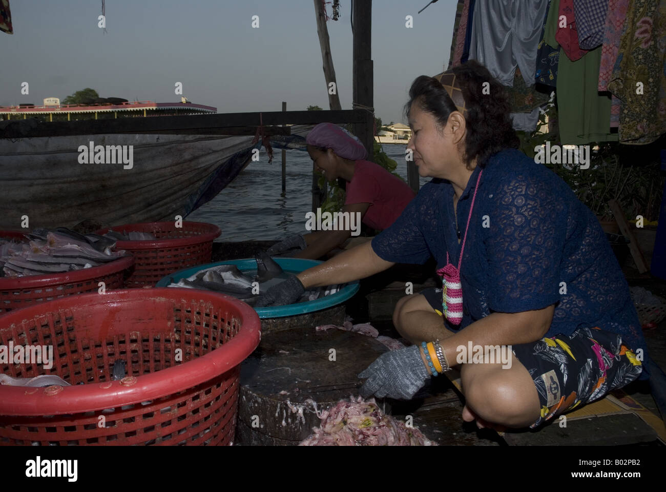 Market worker, Bangkok Stock Photo - Alamy