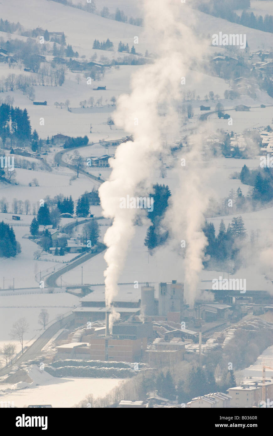 Factory premises hi-res stock photography and images - Alamy