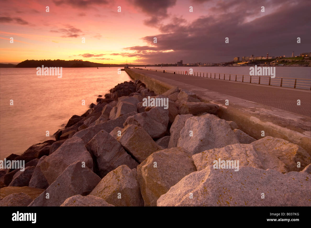 Mountbatten plymouth hoe hi-res stock photography and images - Alamy