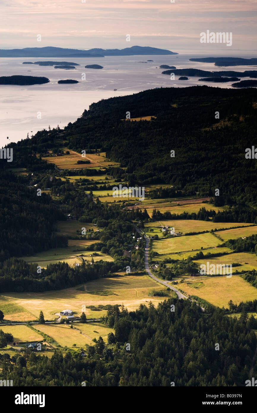 Mount maxwell hi-res stock photography and images - Alamy