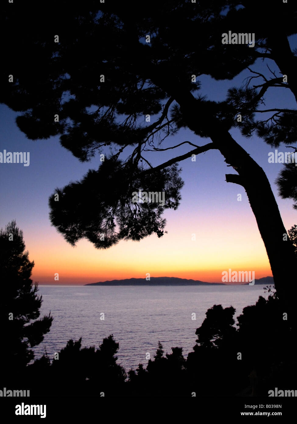 Croatian sunset, looking over the Adriatic Sea from the Peljesac ...