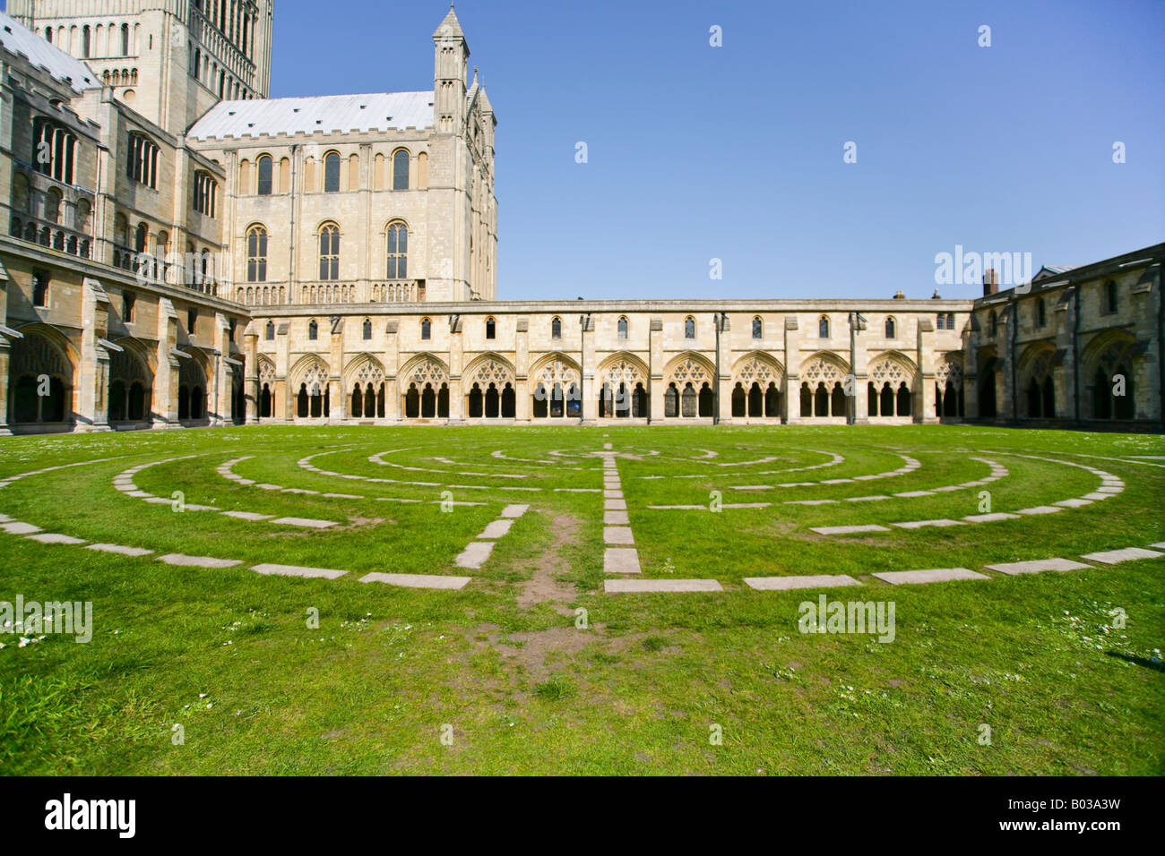 A medieval maze hi-res stock photography and images - Alamy