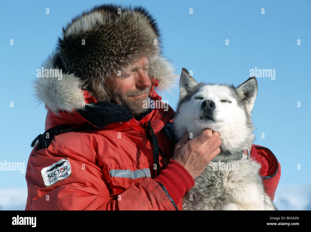 Musher with Siberian Husky in Nunavik, North Canada Stock Photo - Alamy