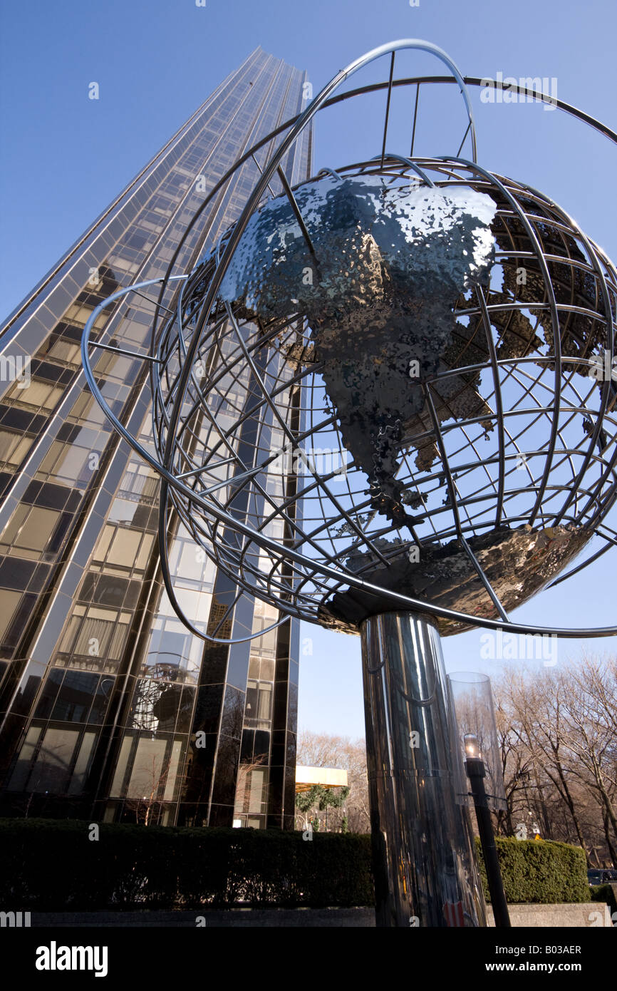 trump tower, globe of earth Stock Photo - Alamy