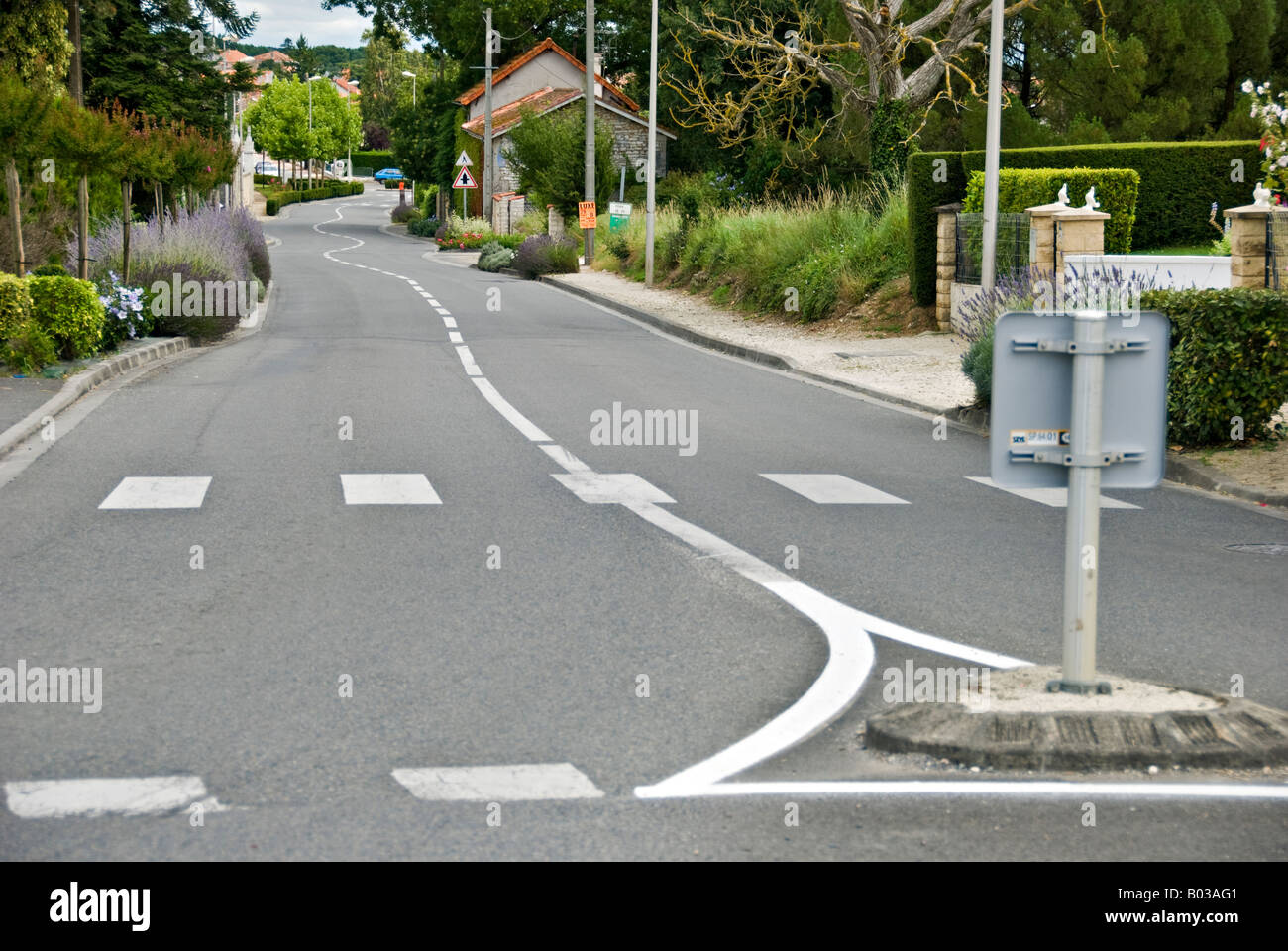 A road line Stock Photo - Alamy