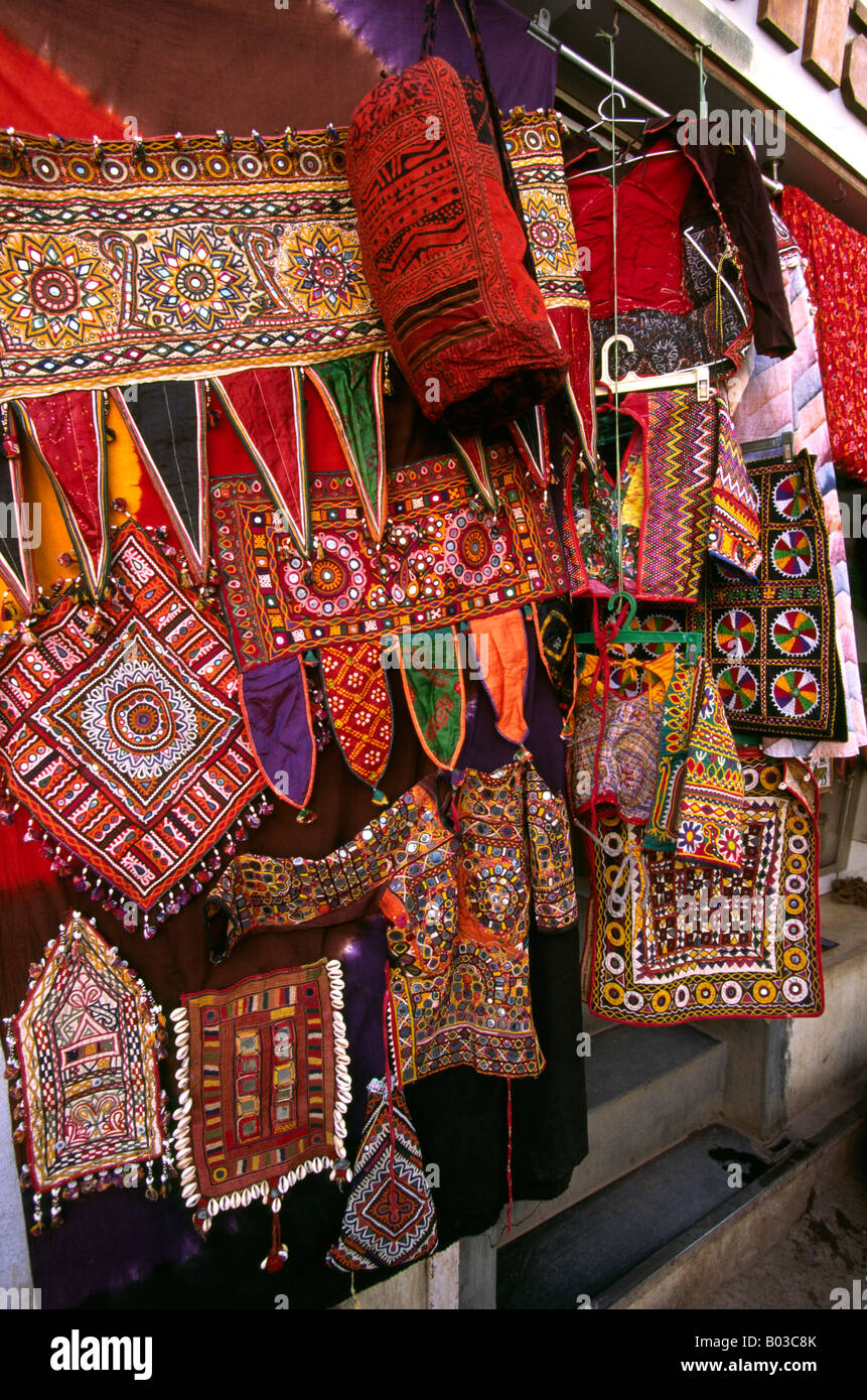 India Gujerat Bhuj Gujerati textile crafts shop in Shroff Bazaar Stock ...