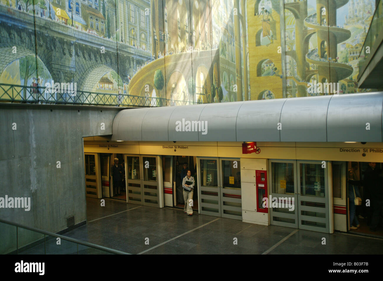 Lille metro station hi-res stock photography and images - Alamy