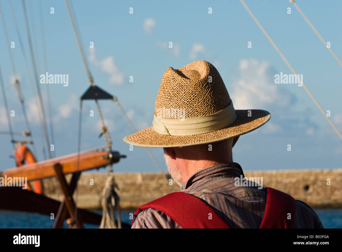 Crete old man portrait hi-res stock photography and images - Alamy