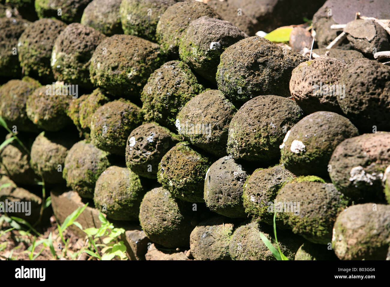 Ancient polynesian temple wall Moorea Stock Photo - Alamy
