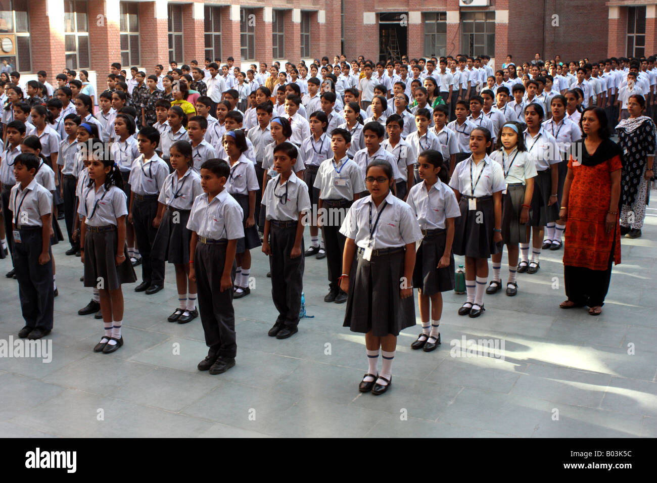 School assembly children pupils students hi-res stock photography and ...