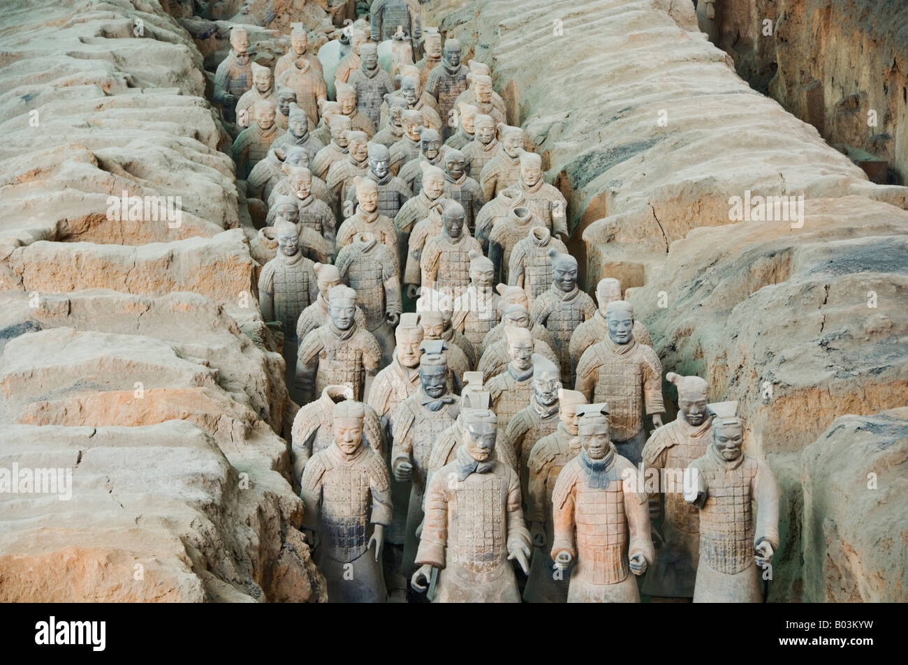 Qin Shihuangdi Museum Terra Cotta Army Pit 1 Shaanxi Xi'an Stock Photo ...