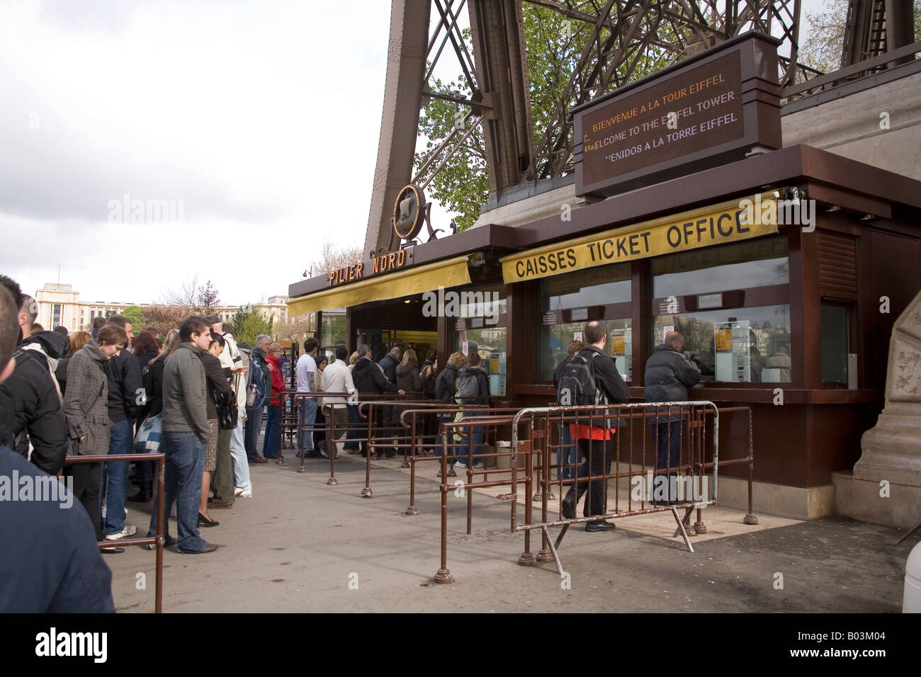 Ticket office Eiffel tower, Paris France Stock Photo - Alamy
