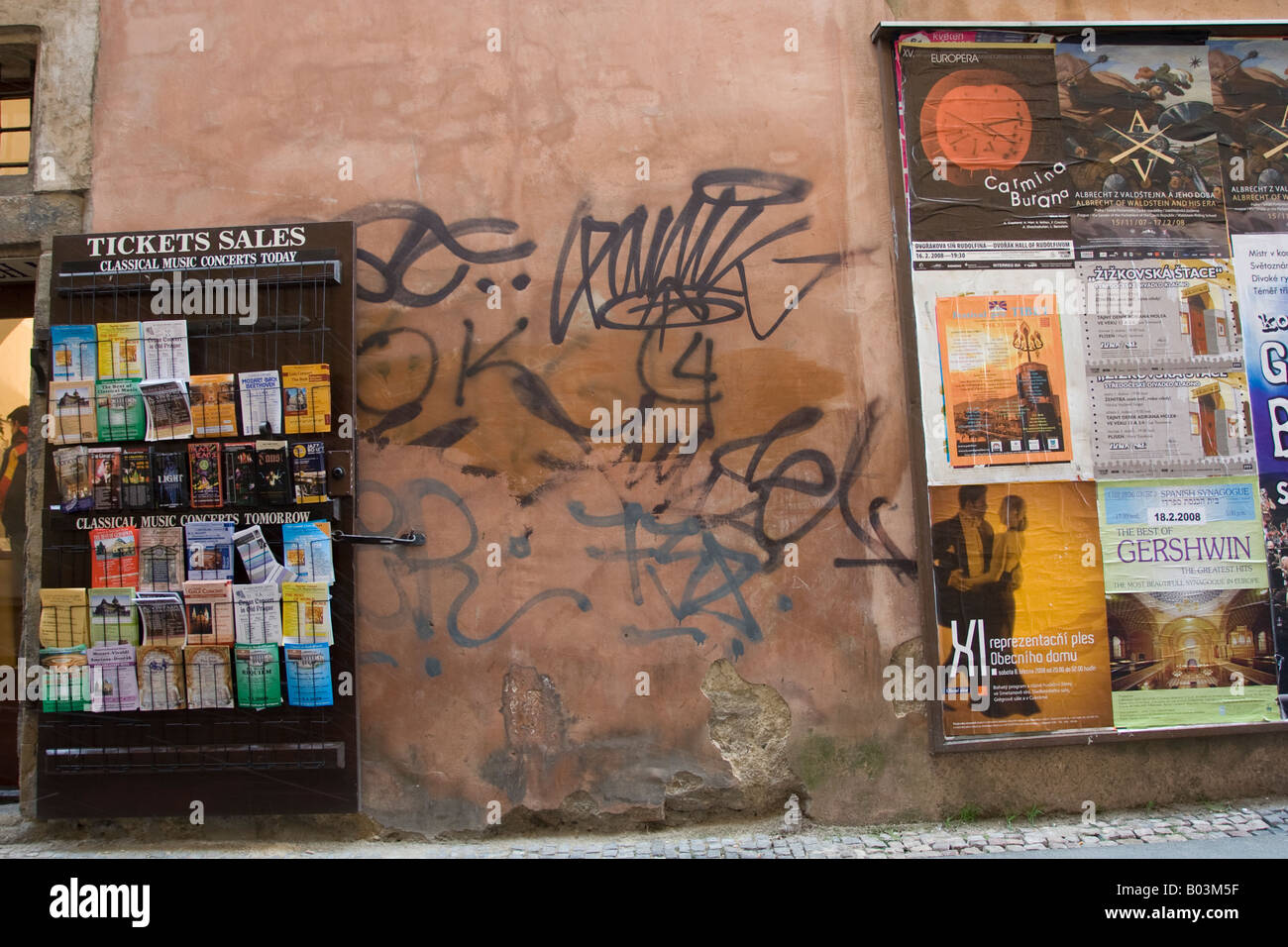Music shop, Prague, Czech Republic Stock Photo - Alamy
