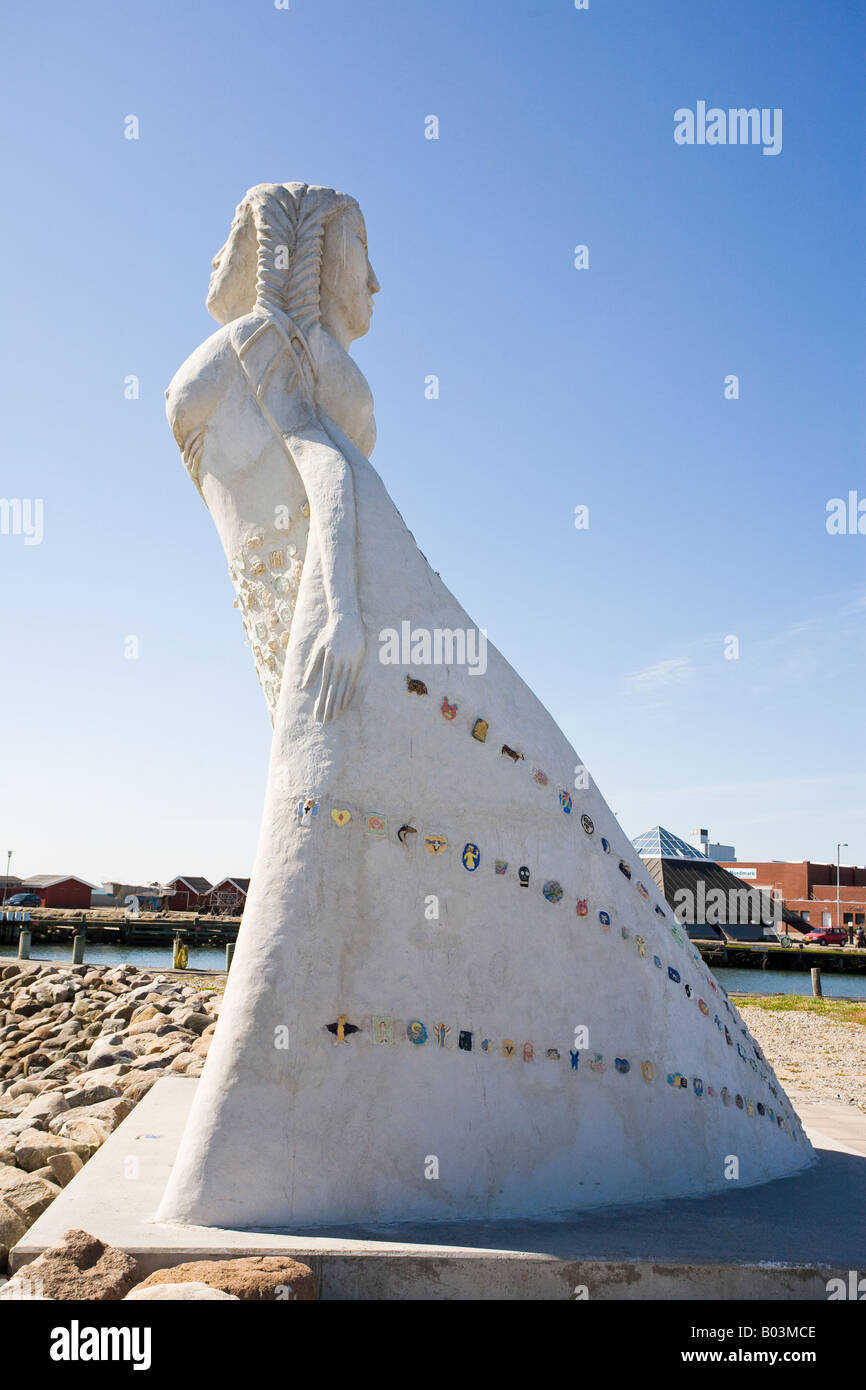 Sculpture of woman with two faces hi-res stock photography and images ...