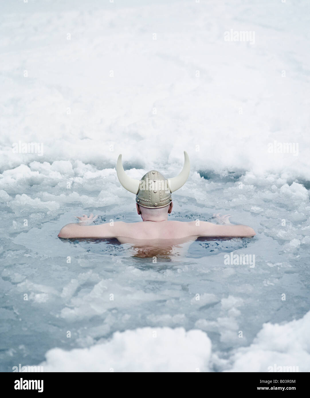 Ice swimming hi-res stock photography and images - Alamy