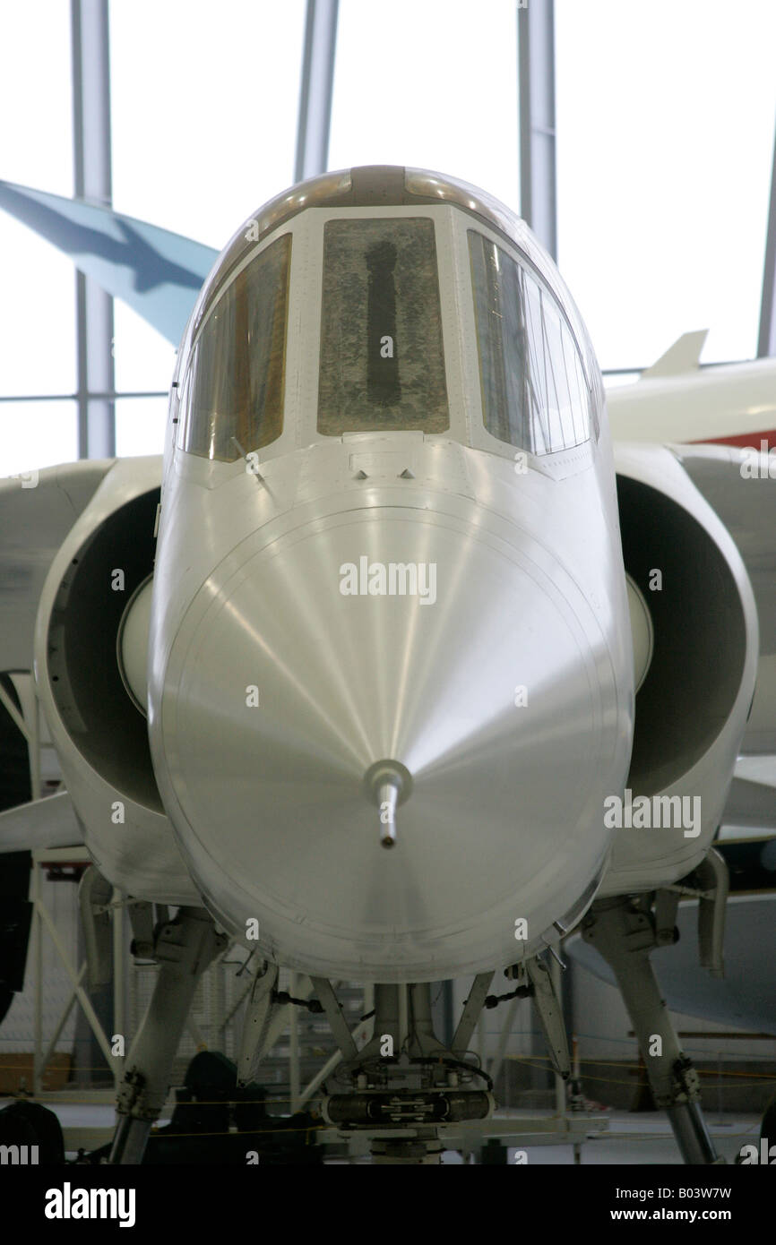 RAF TSR-2, 1960's BOMBER AIRCRAFT -IMPERIAL WAR MUSEUM DUXFORD Stock ...