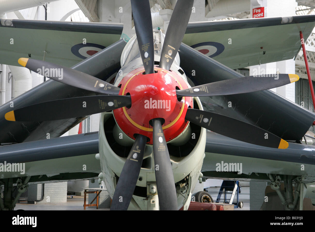 ROYAL NAVY GANNET AIRCRAFT PROPELLER -IMPERIAL WAR MUSEUM DUXFORD ...
