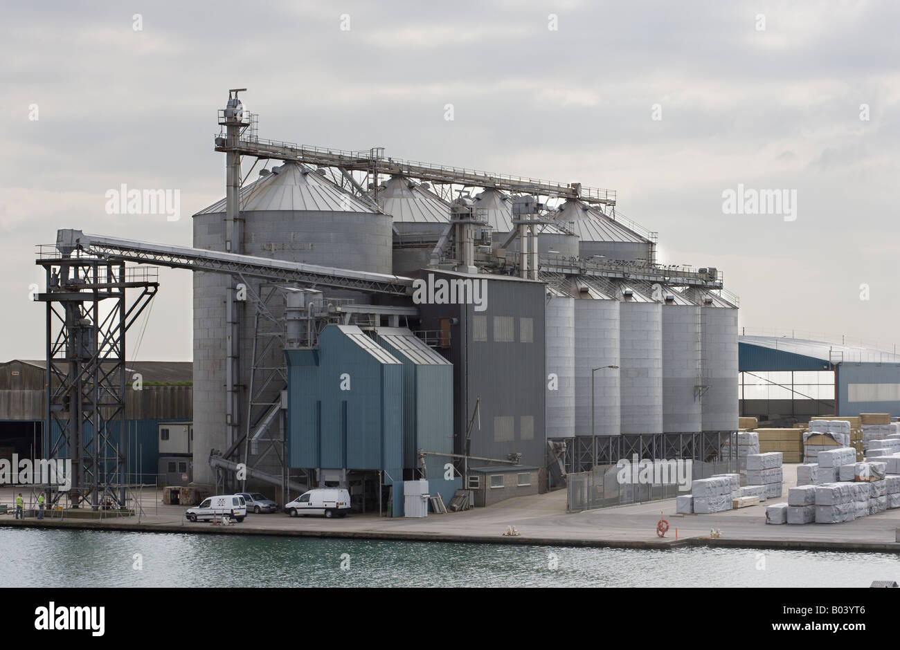 Storage silos Shoreham Docks Sussex England Stock Photo - Alamy