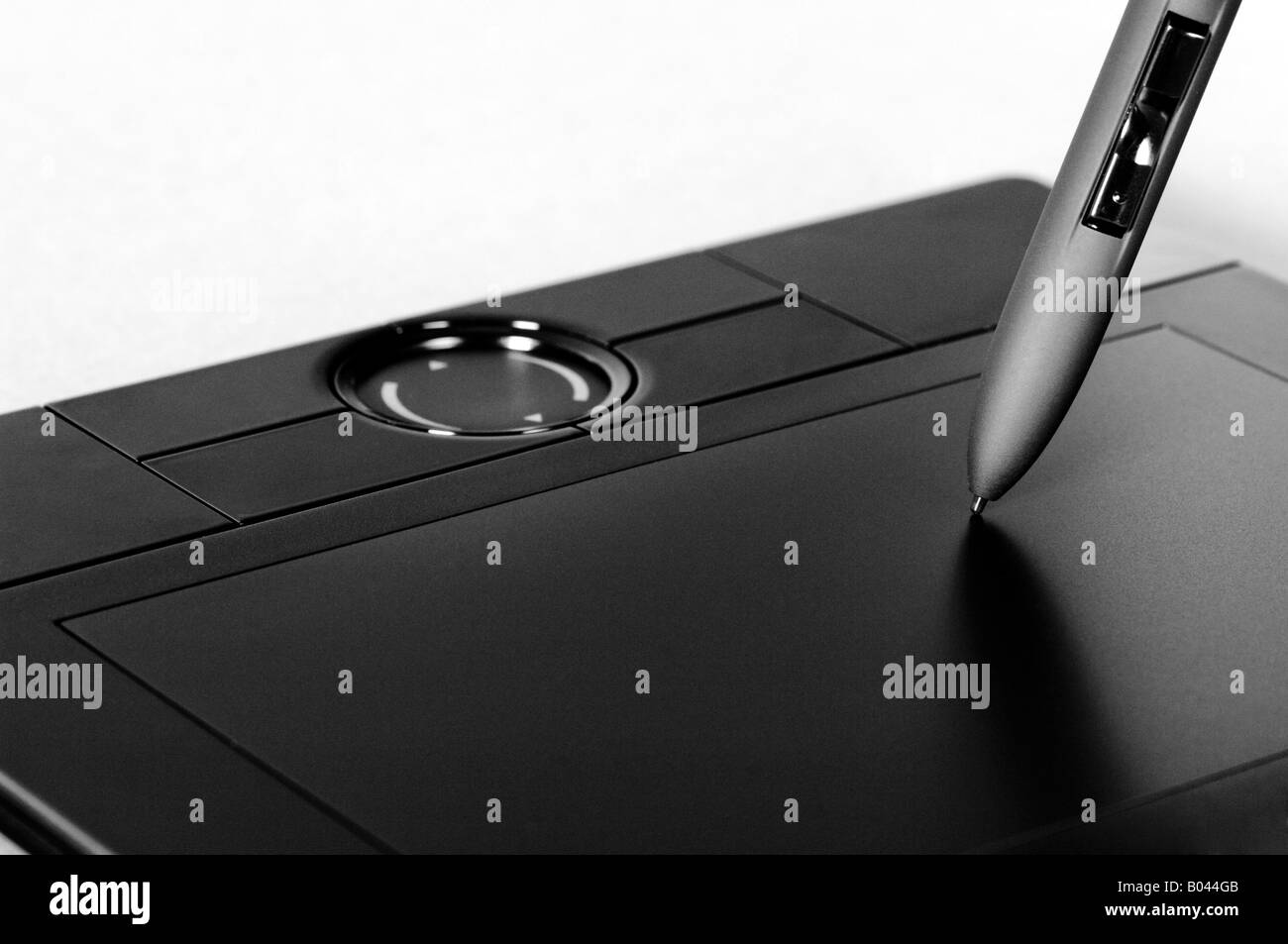 Digital Pen on Pad Stock Photo - Alamy